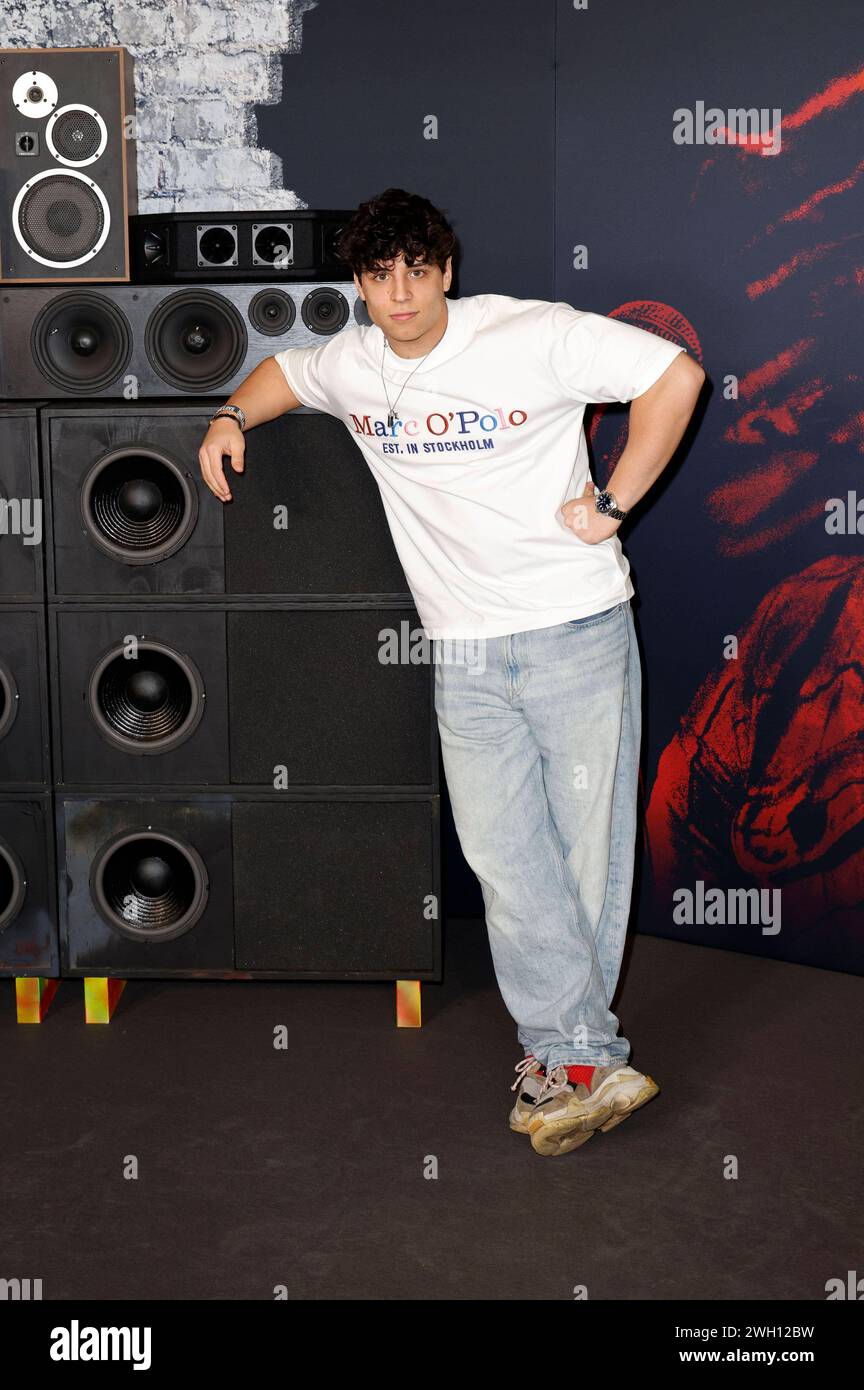 Victor Kadam bei der Premiere des Kinofilms Bob Marley: One Love im ...