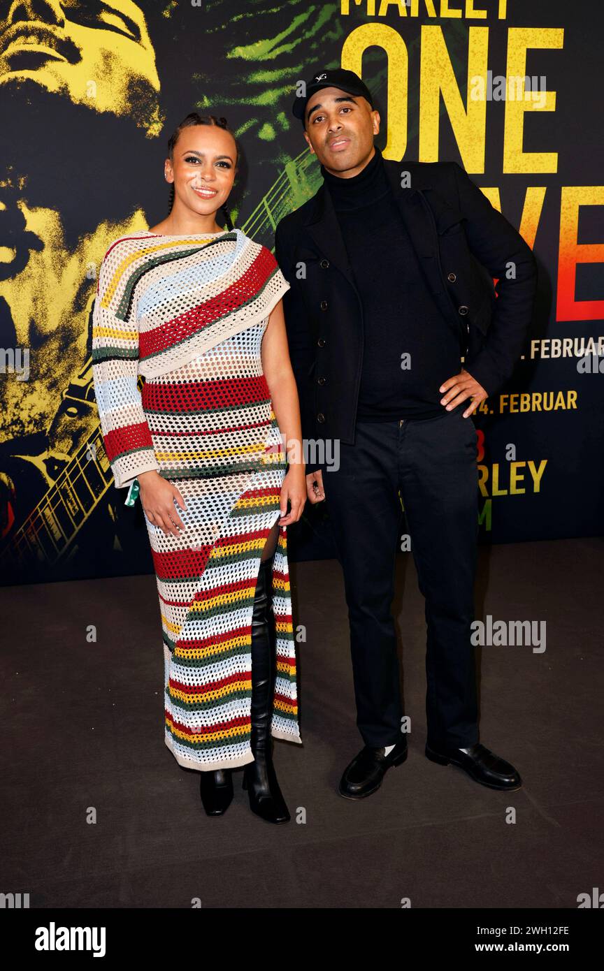 Aminata Belli und Patrice Bart-Williams bei der Premiere des Kinofilms Bob Marley: One Love im ...