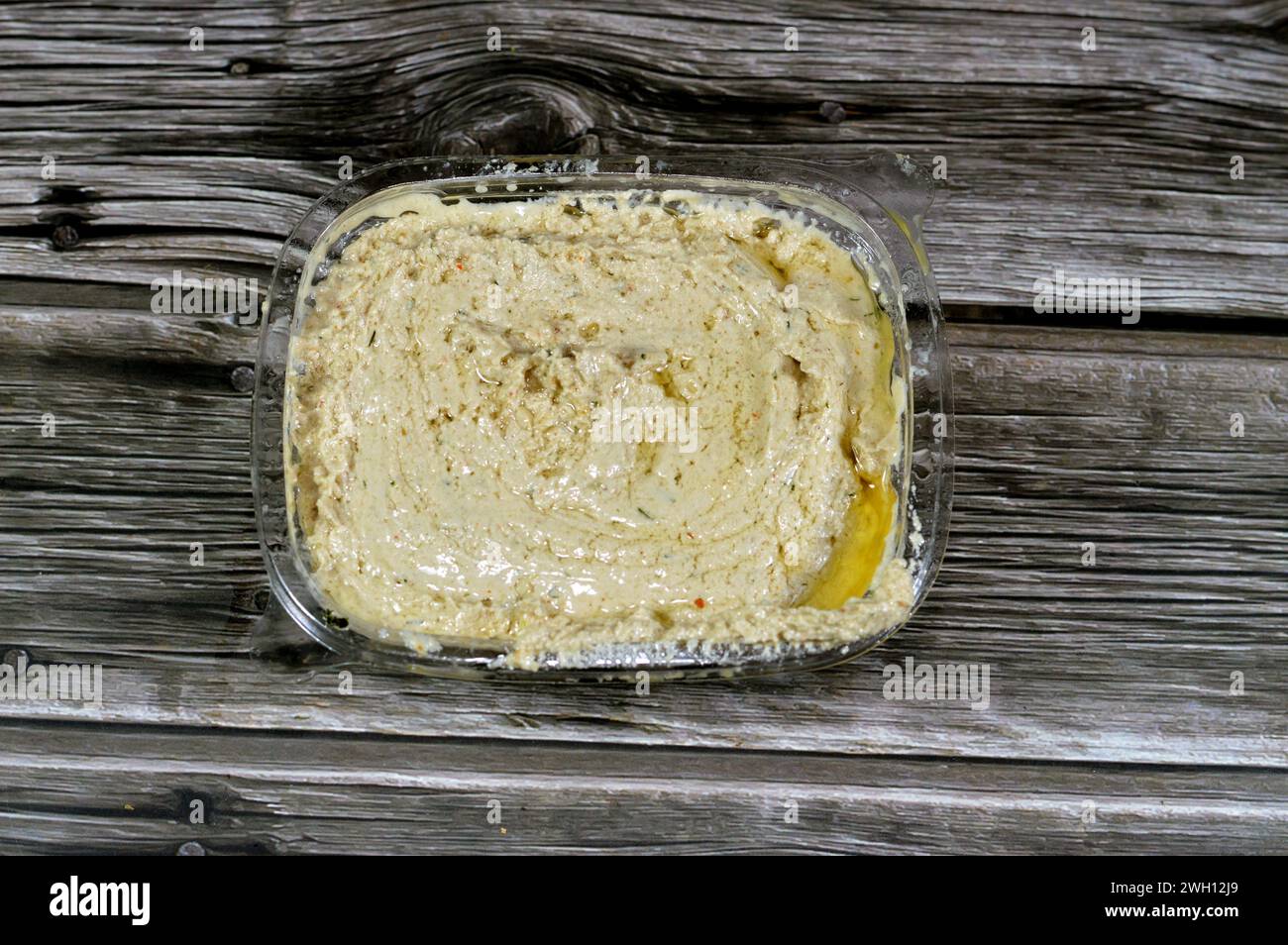 Tahini Tahina which is a Middle Eastern condiment made from toasted ...