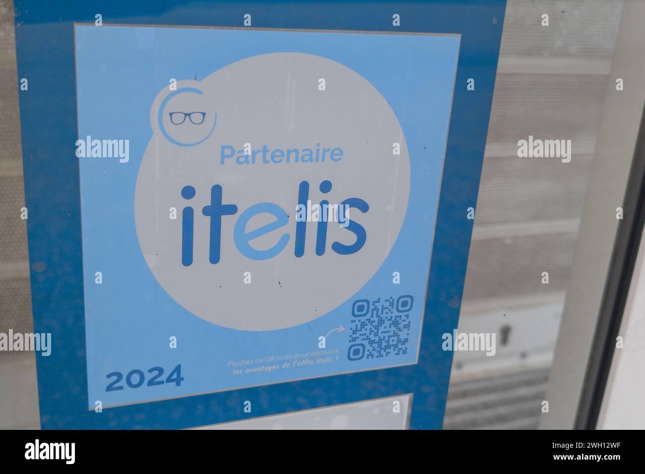 Bordeaux , France - 02 05 2024 : Itelis partenaire 2024 sign text shop facade mutual hearing aid ...