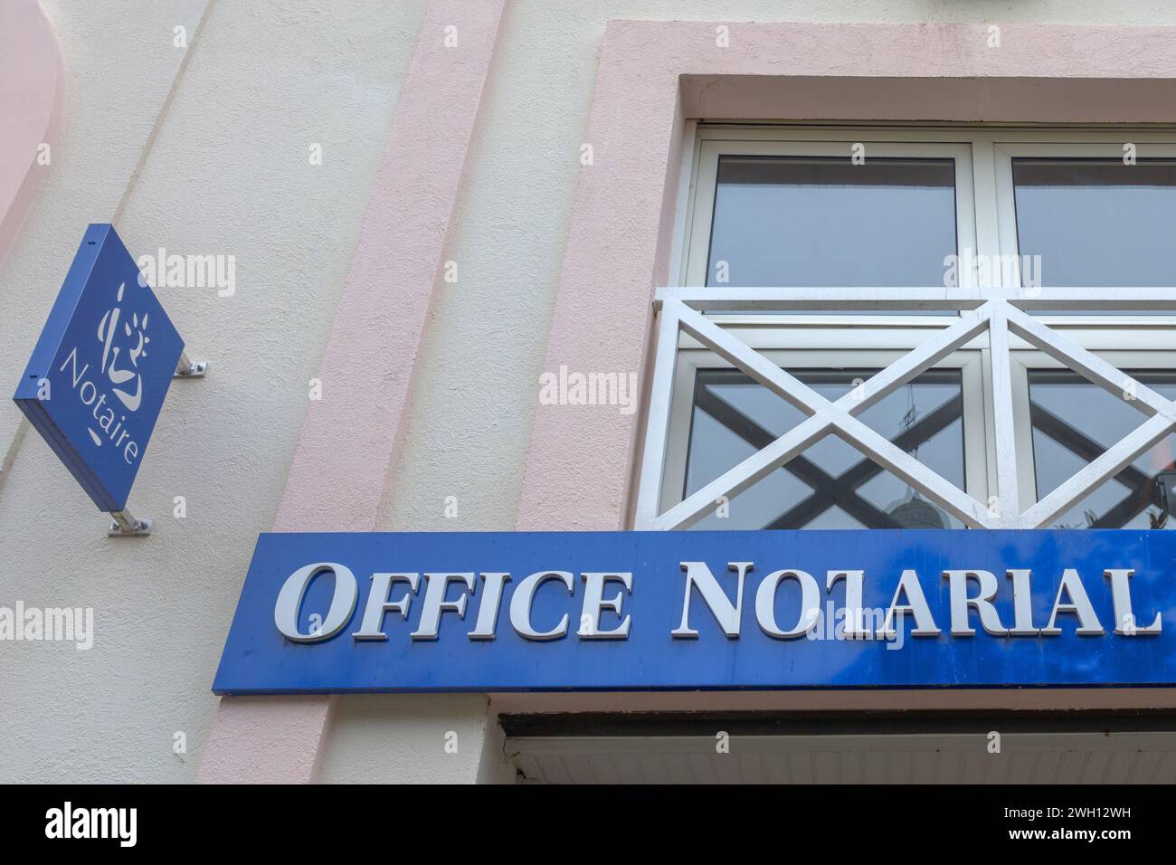 Bordeaux , France - 02 05 2024 : office notarial Notaire french text ...