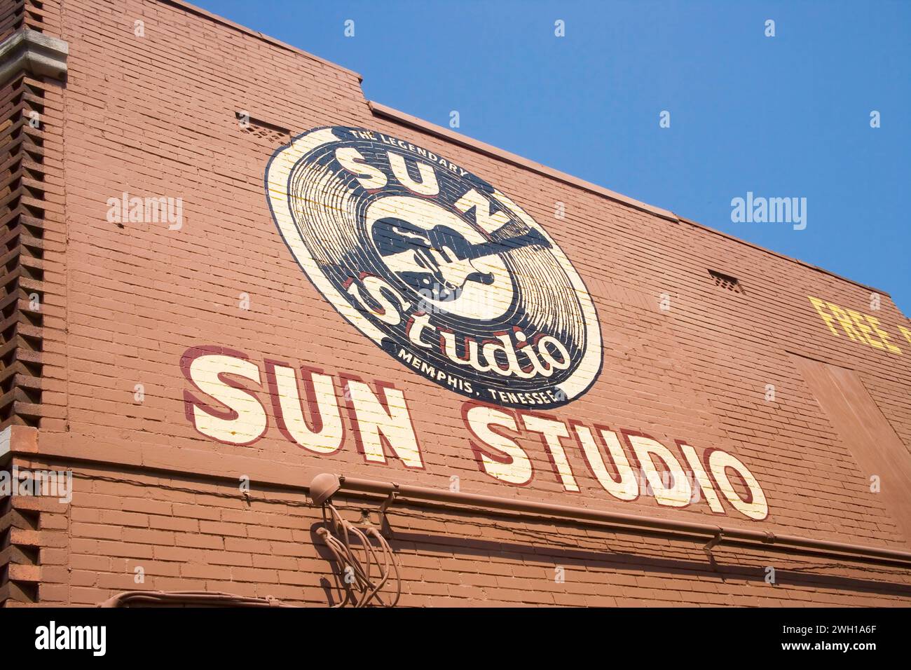 Sun studio logo hi-res stock photography and images - Alamy