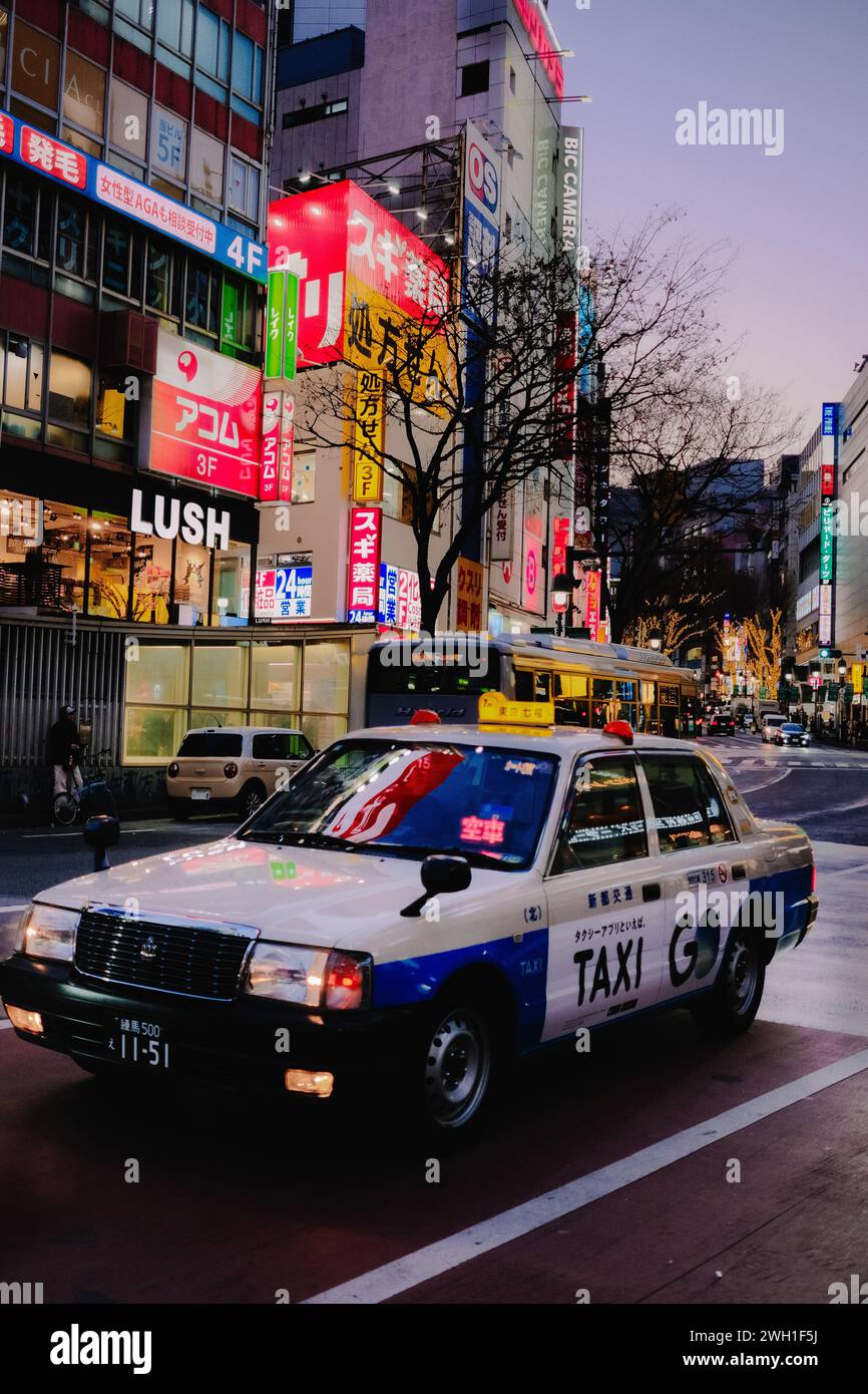 Tokyo street, Shibuya, Tokyo, Japan, Japanese taxi Stock Photo - Alamy