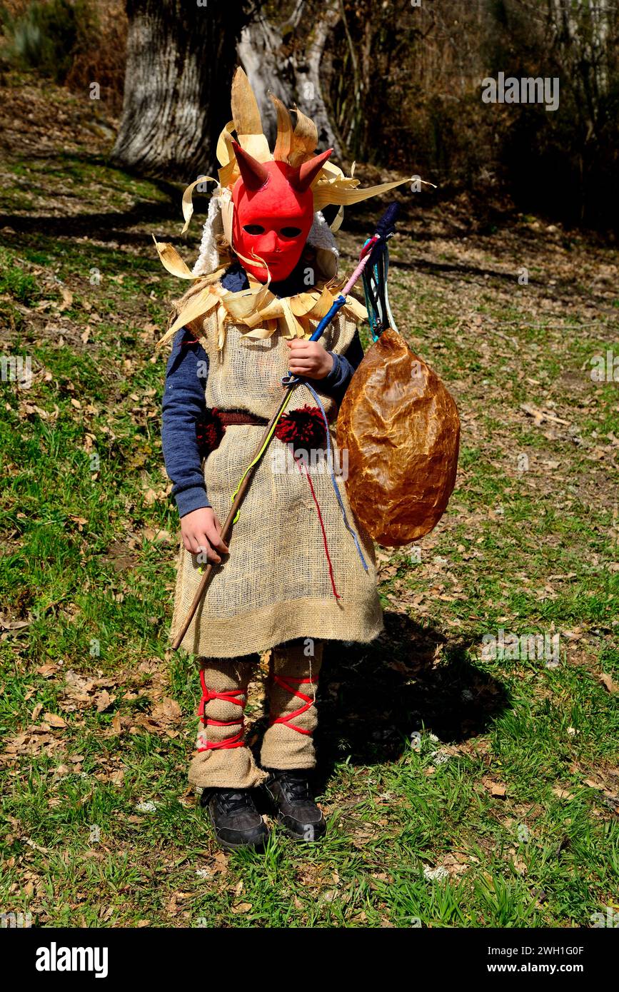 Masks of leaves hi-res stock photography and images - Alamy