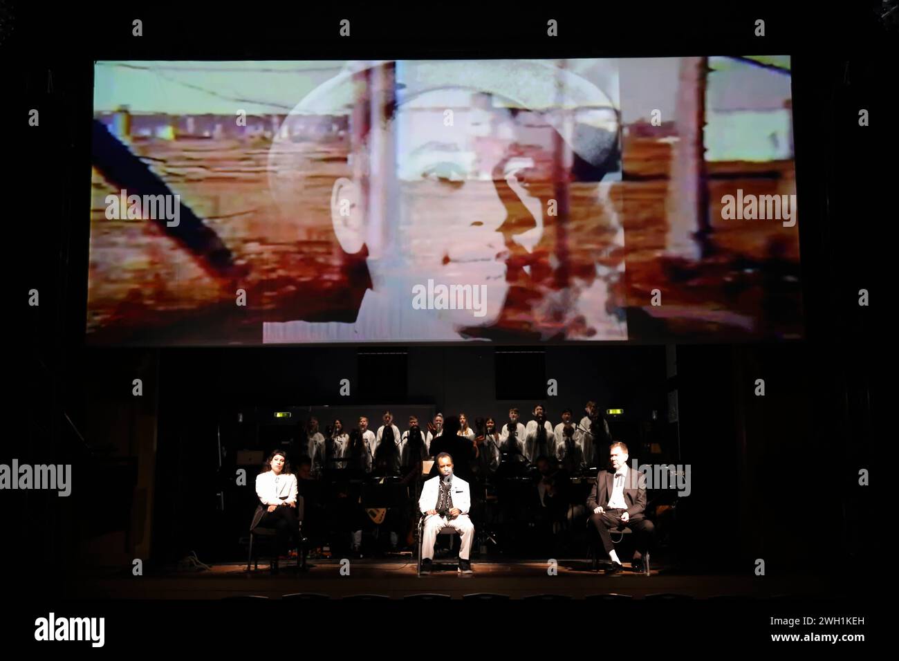 Eliza Bagg, Isaiah Robinson und Tom Erik Lie, v.l., während der ...