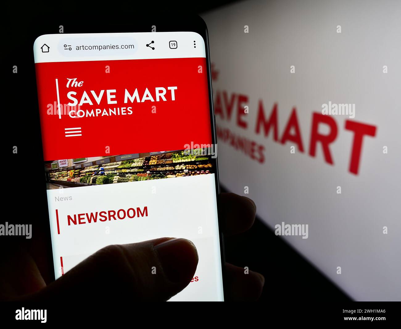 Save Mart Logo Modern Grocery / Super Market Logo Design By Design