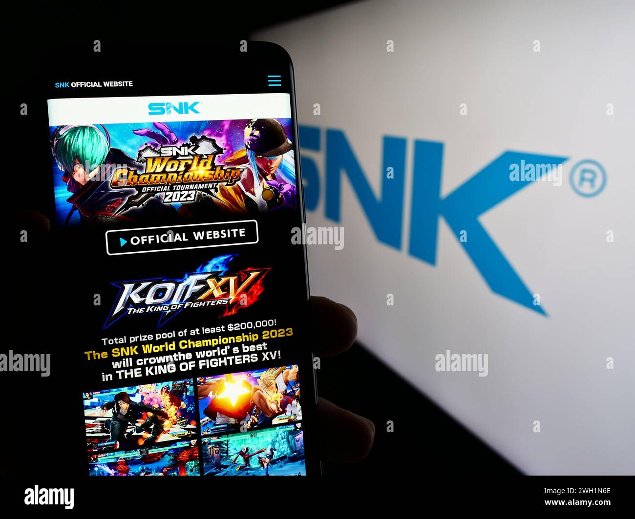 Neo geo logo hi-res stock photography and images - Alamy