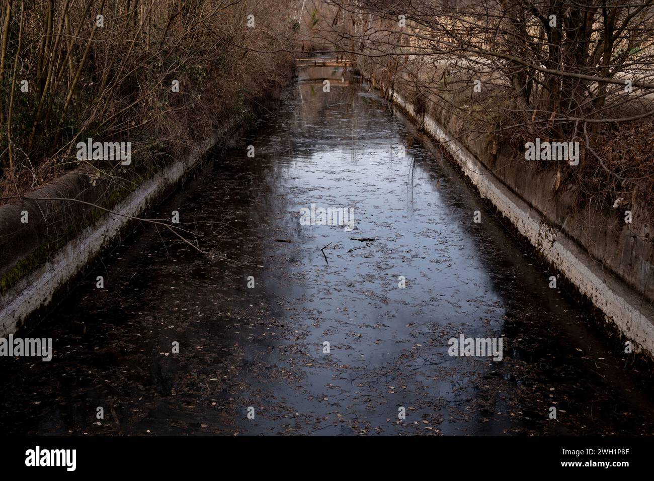 Rio barcelona canal hi-res stock photography and images - Alamy