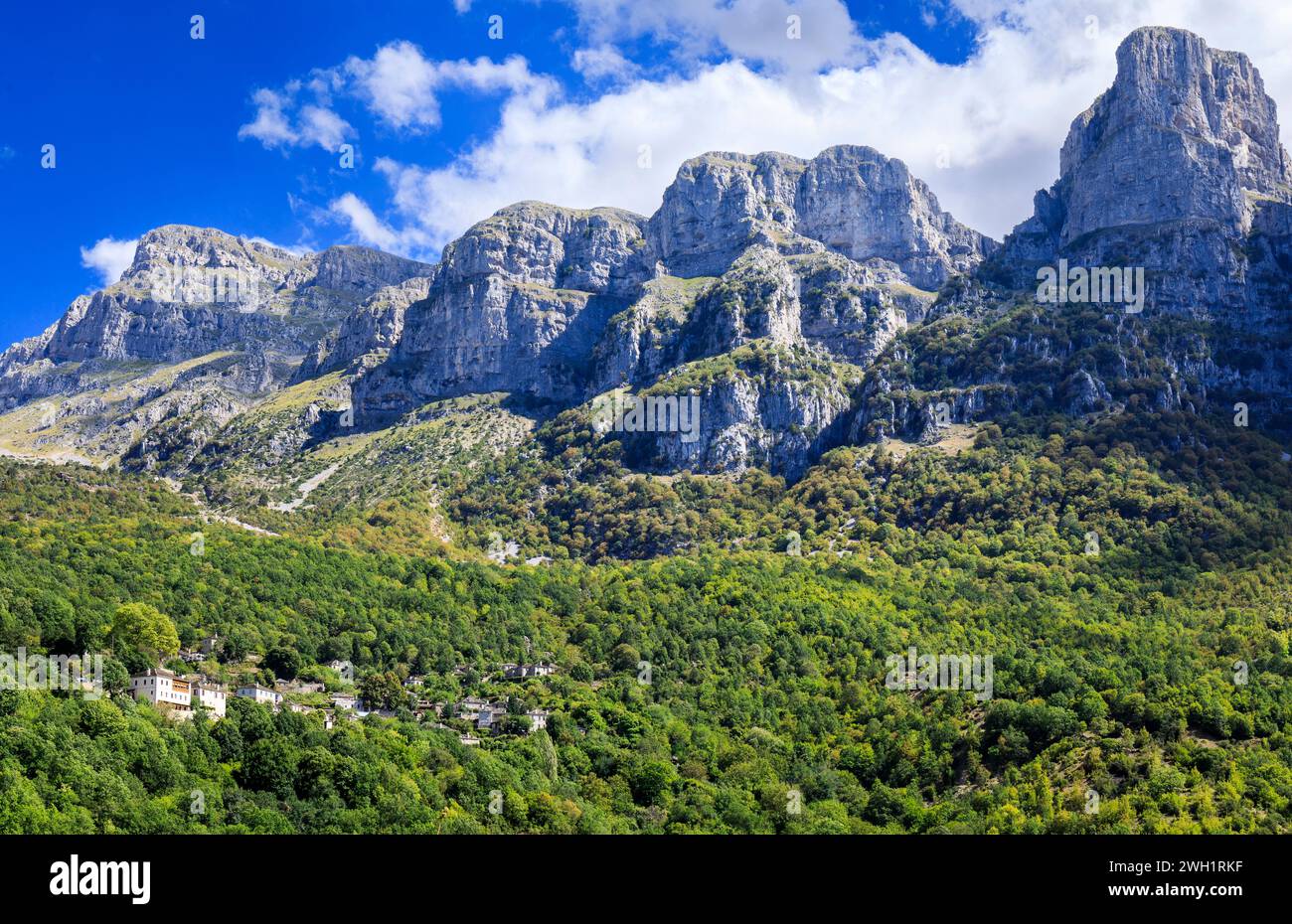 Papingo village hi-res stock photography and images - Alamy