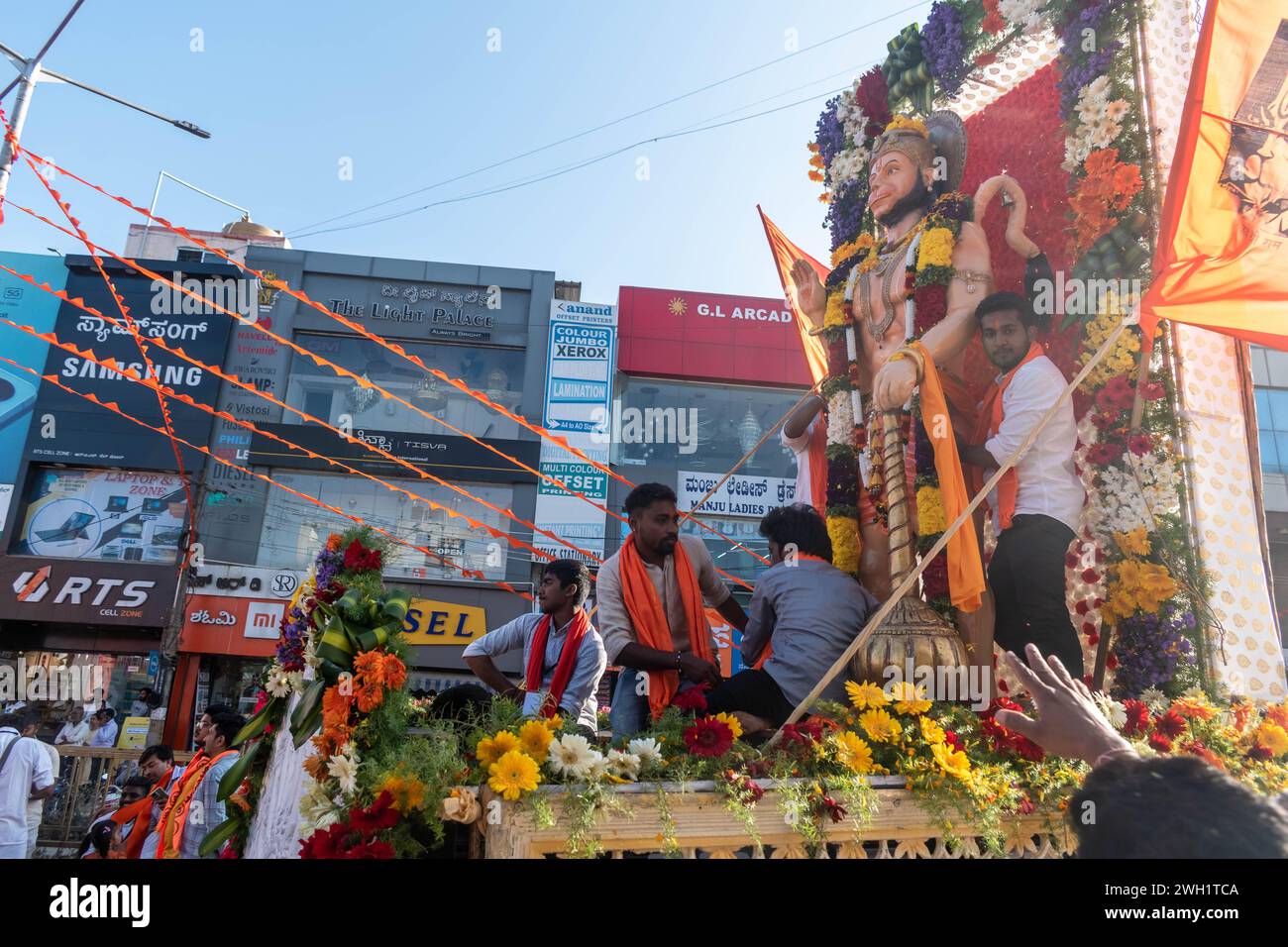 Hanuman devotees hi-res stock photography and images - Alamy