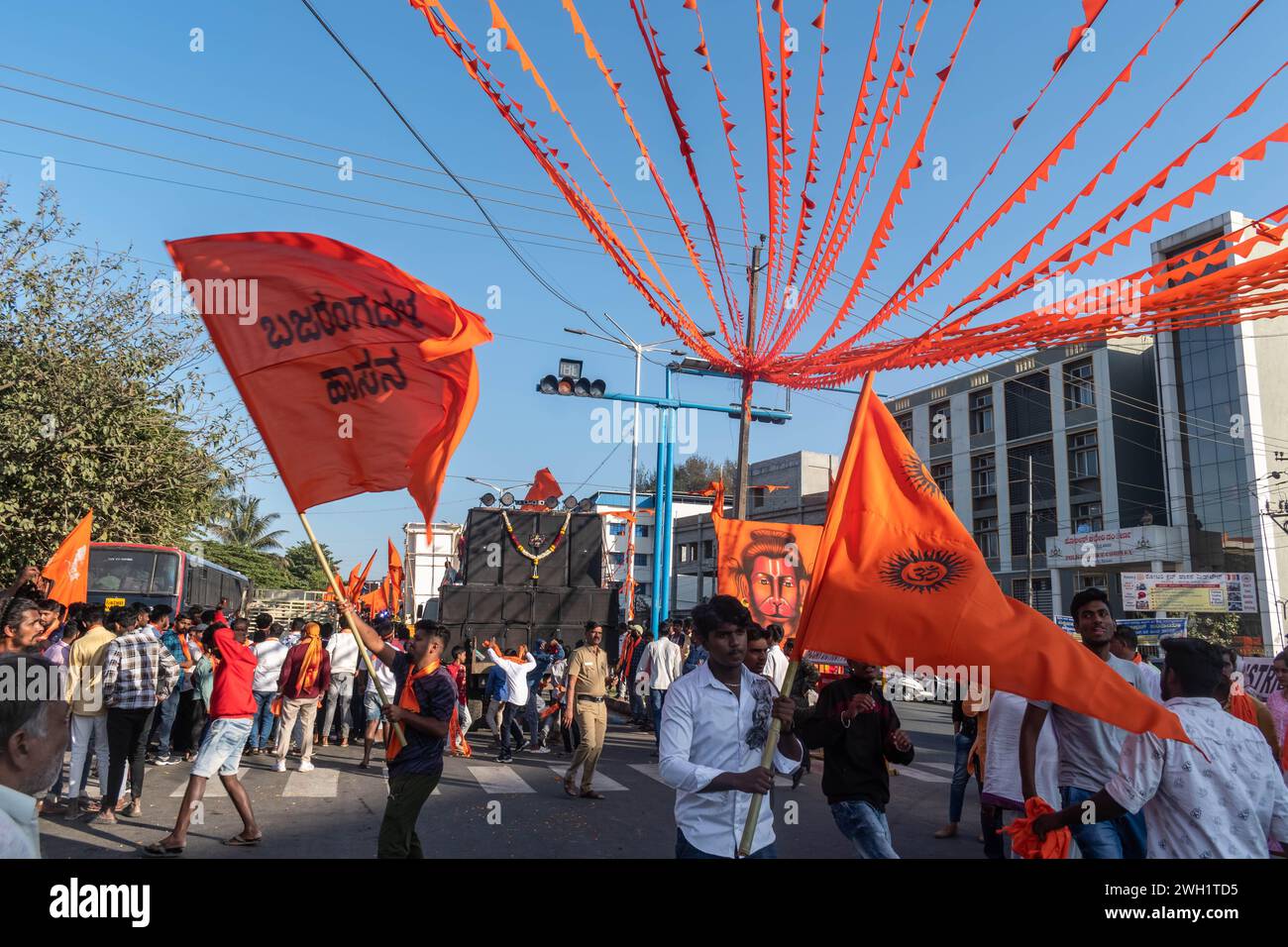 Bajrang dal hi-res stock photography and images - Alamy
