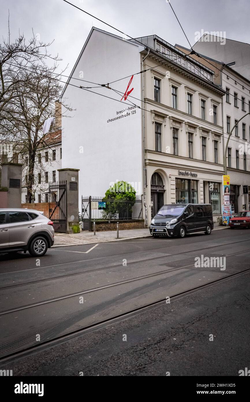 Berlin Mitte : Wohnhaus Bert Bertolt Brecht / Helene Weigel ...