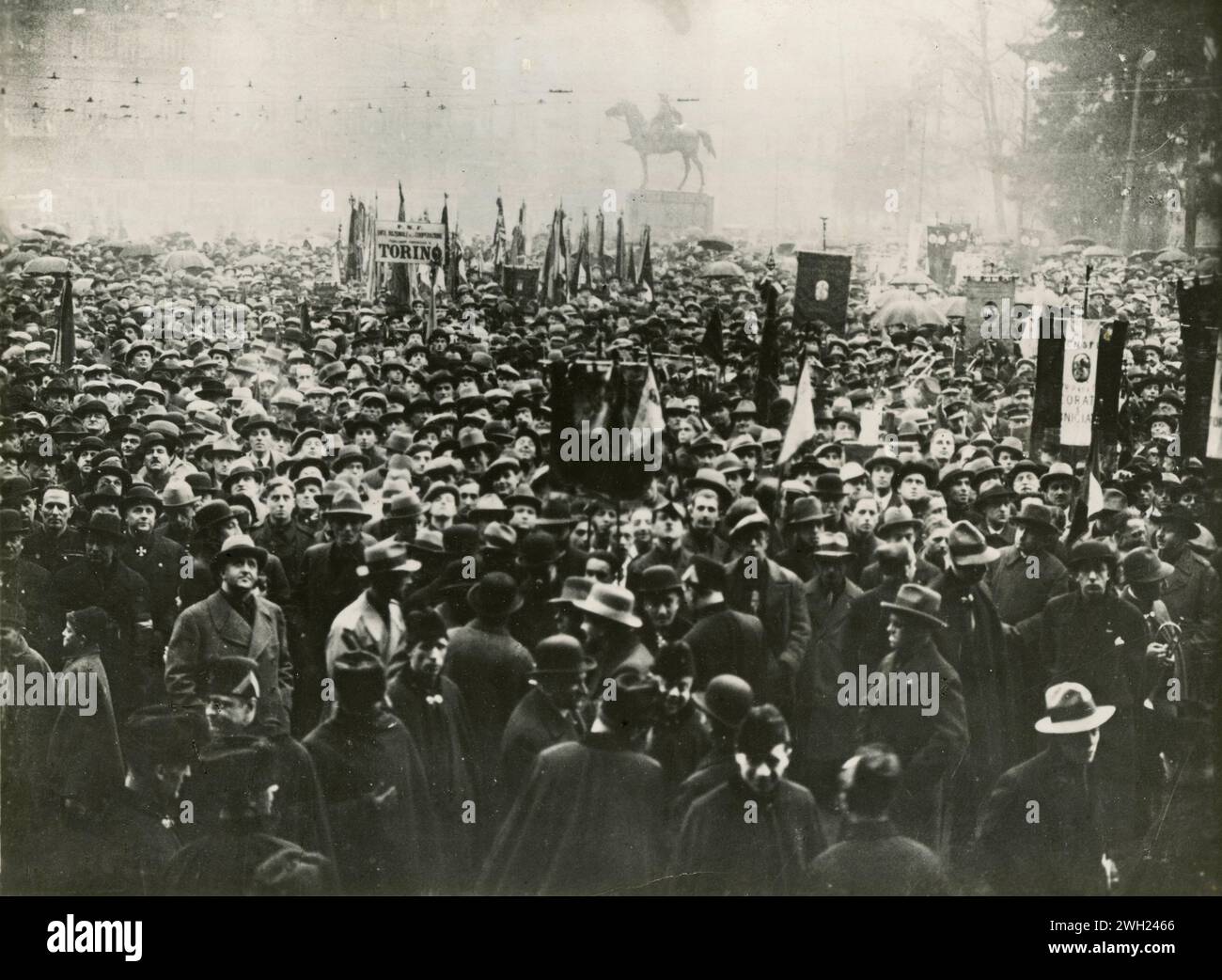 Fascist gathering in Piazza San Carlo, Turin, Italy 1930s Stock Photo ...