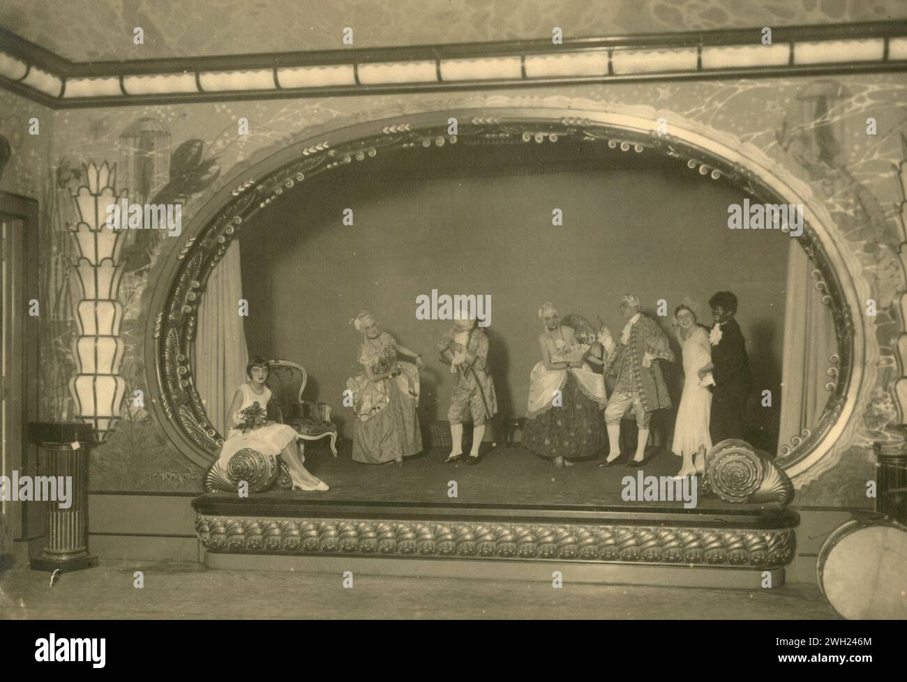 Show representation hi-res stock photography and images - Alamy