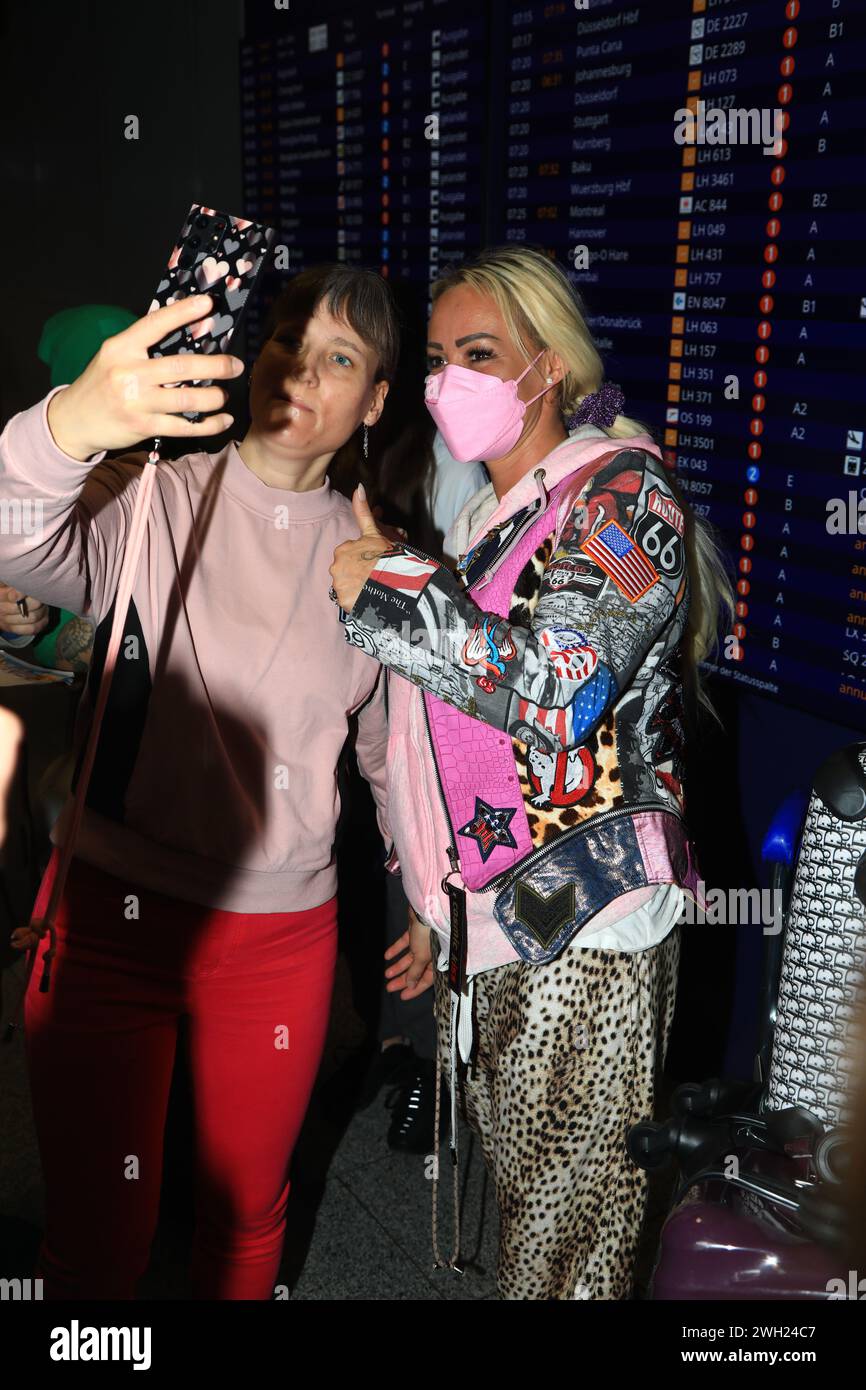 Cora Schumacher bei der Rückkehr der Dschungelcamp-Kandidaten der RTL ...