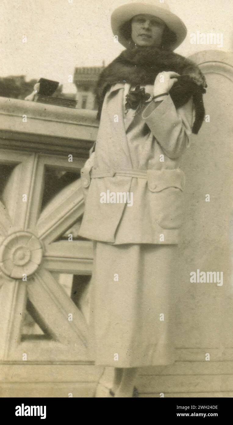 1923 fashion hi-res stock photography and images - Alamy