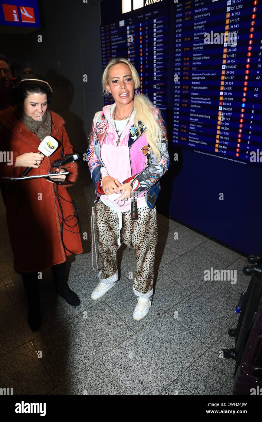 Cora Schumacher bei der Rückkehr der Dschungelcamp-Kandidaten der RTL ...