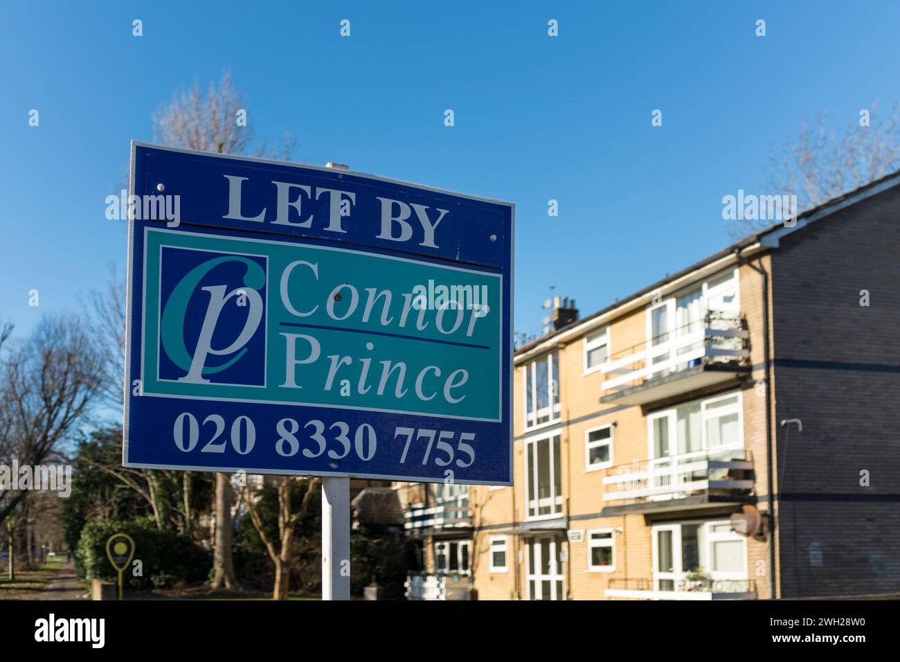Estate Agent sign outside of property, Worcester Park, Surrey, UK Stock ...