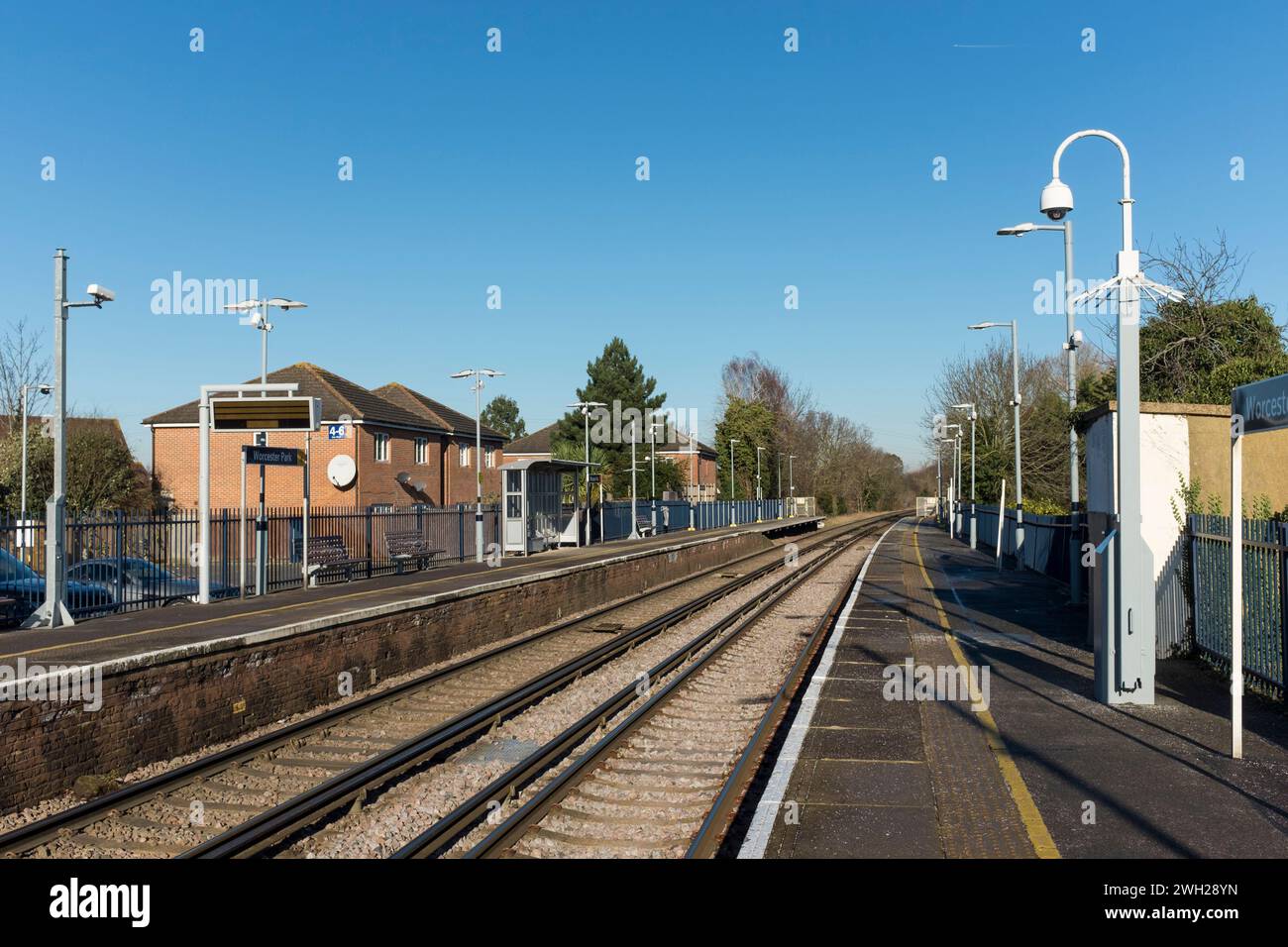 Worcester train station hi-res stock photography and images - Alamy