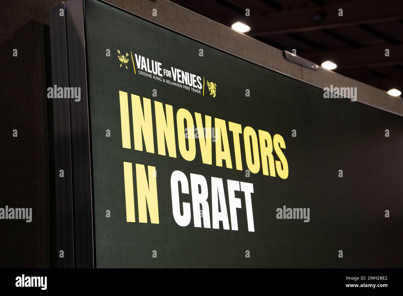 Greene king logo hi-res stock photography and images - Alamy