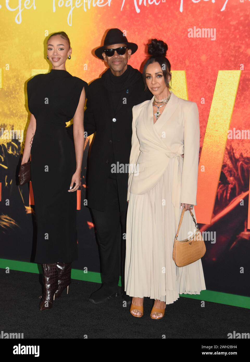 Los Angeles, California, USA 6th February 2024 (L-R) Bella Harris ...