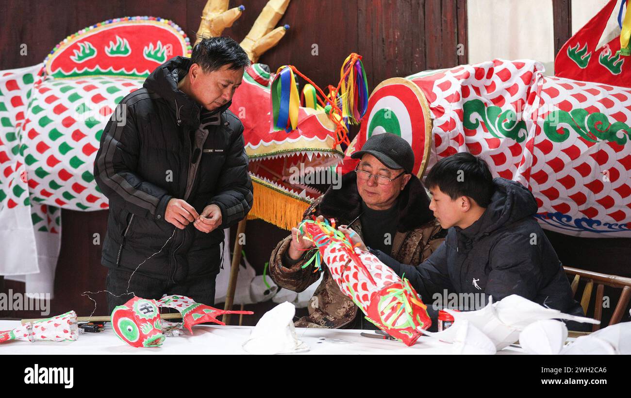 Lantern making skills hi-res stock photography and images - Alamy
