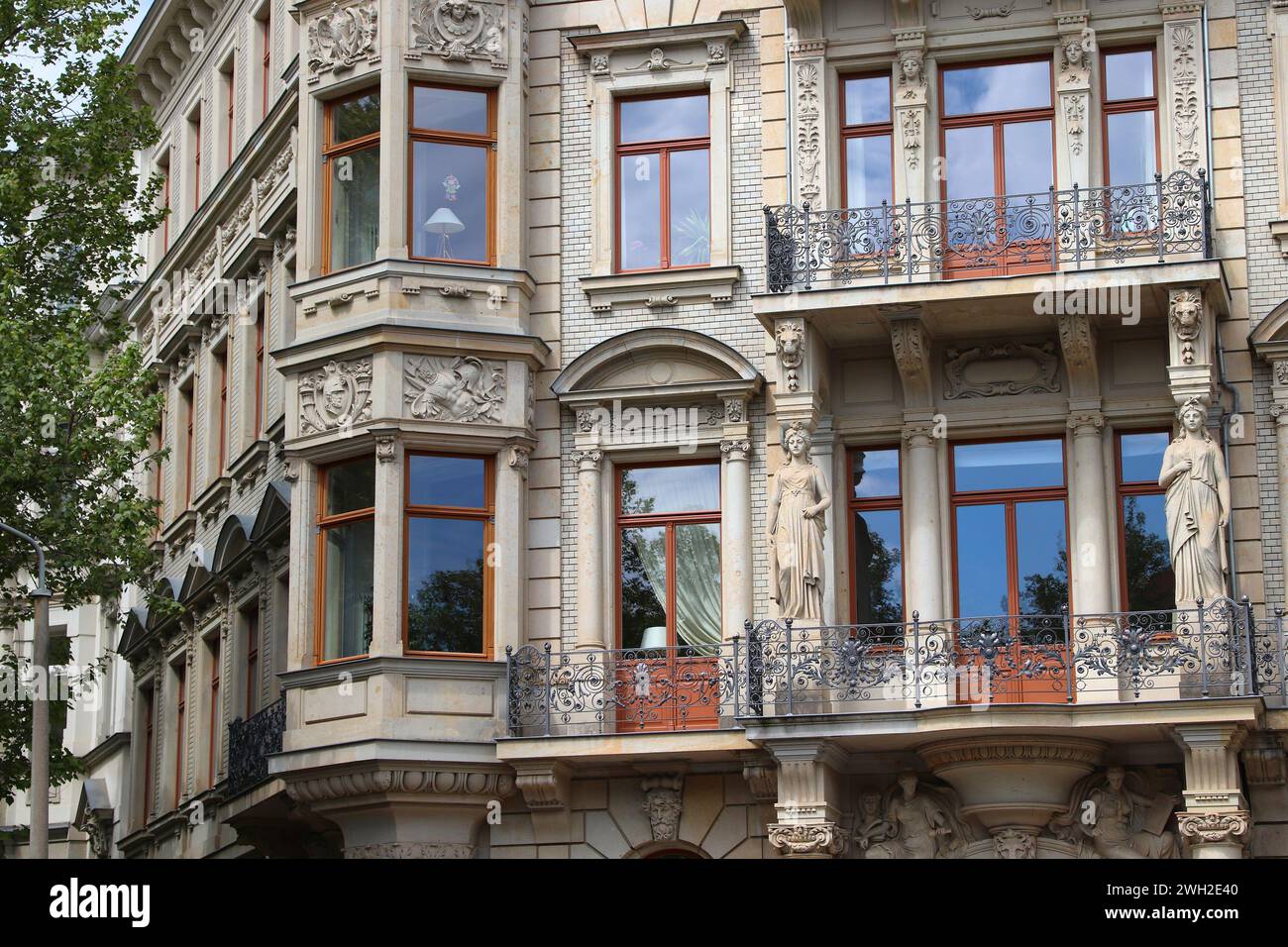 German residential architecture hi-res stock photography and images - Alamy
