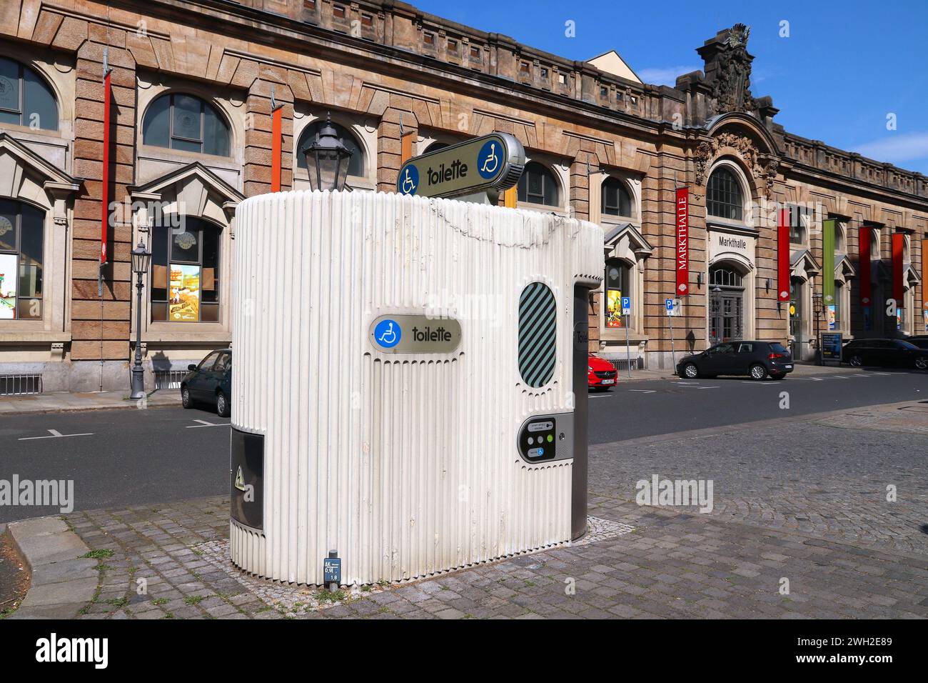 Germany toilet public hi-res stock photography and images - Alamy