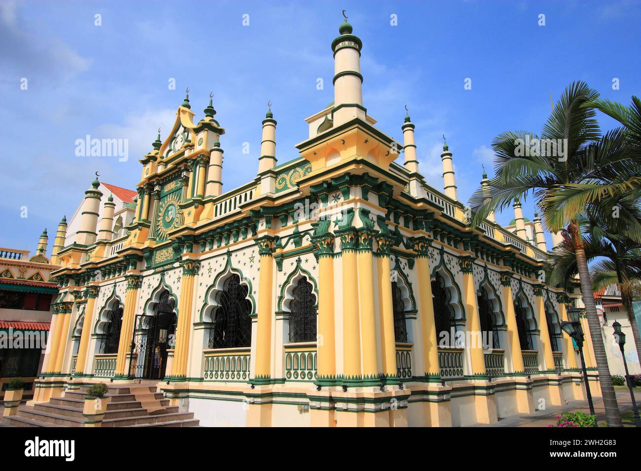 Singapore mosque - Muslim religion landmark. Masjid Abdul Gaffoor ...