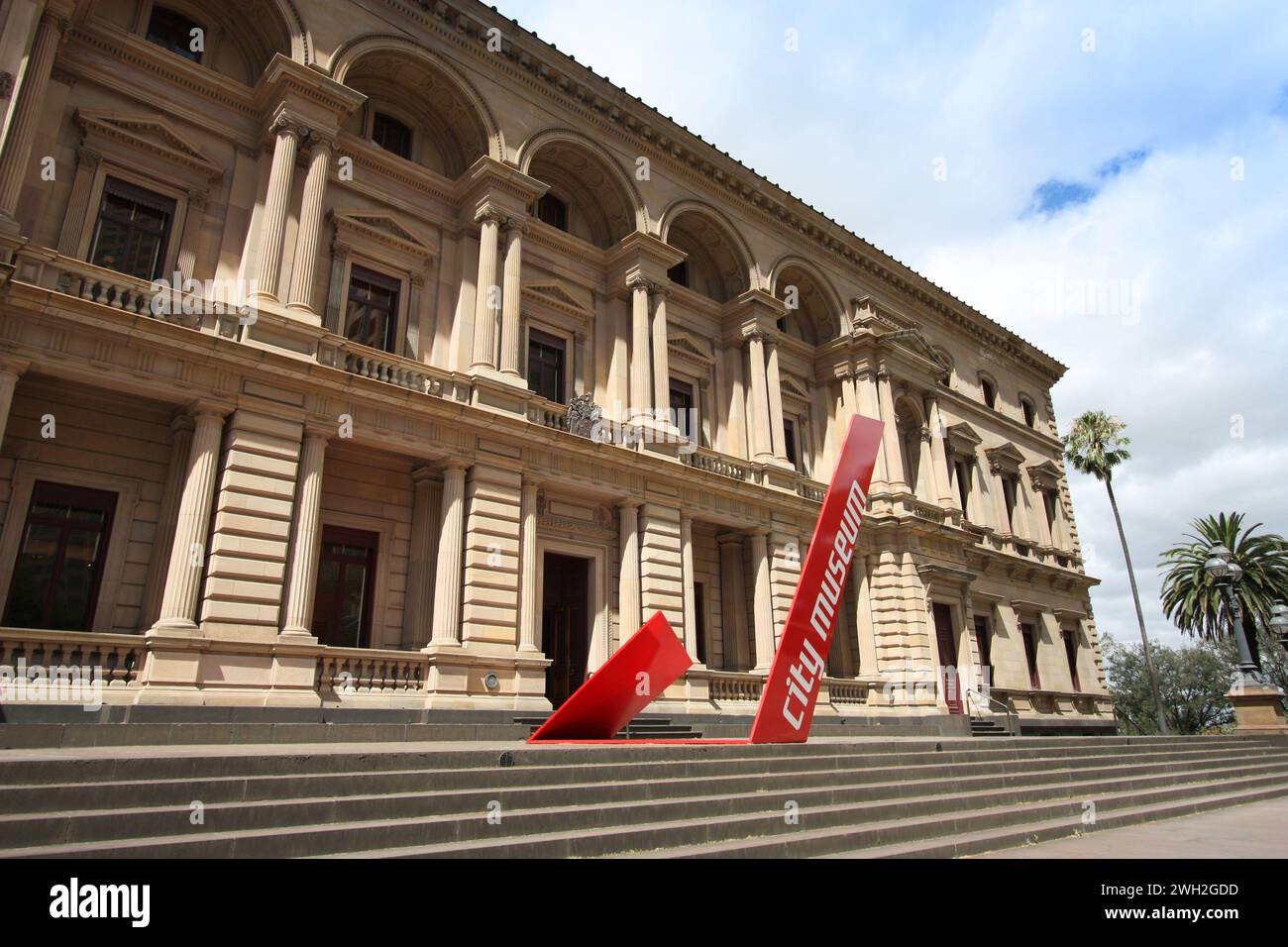 Melbourne city museum hi-res stock photography and images - Alamy