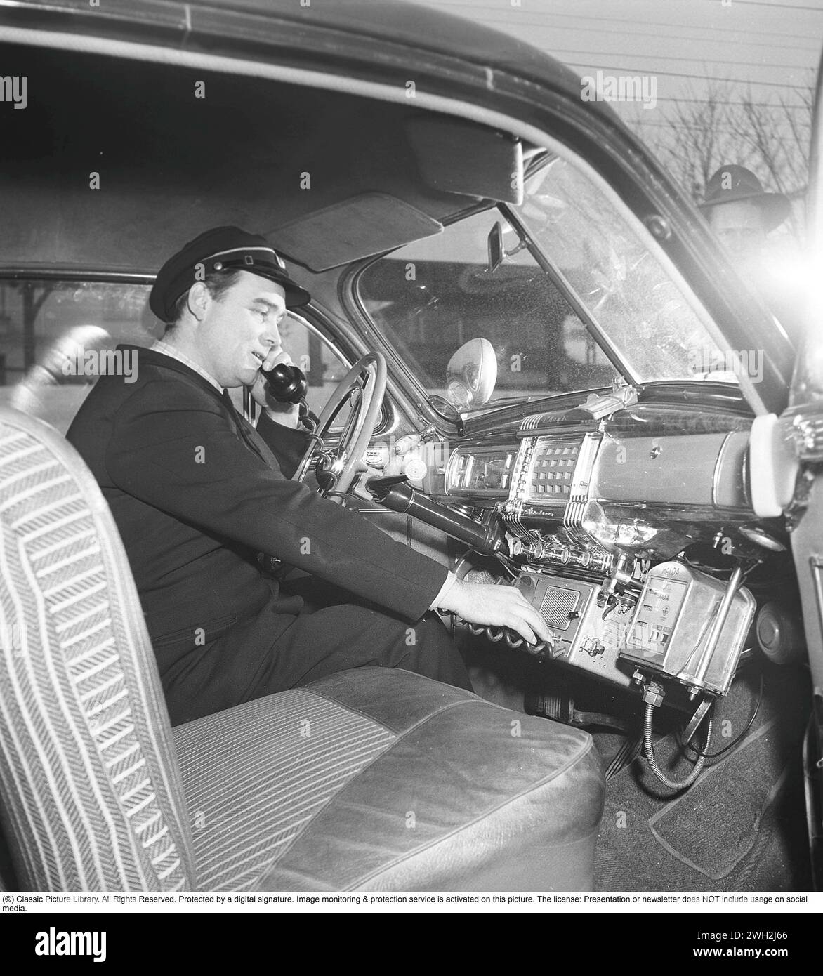 1950s car dashboard hi-res stock photography and images - Alamy