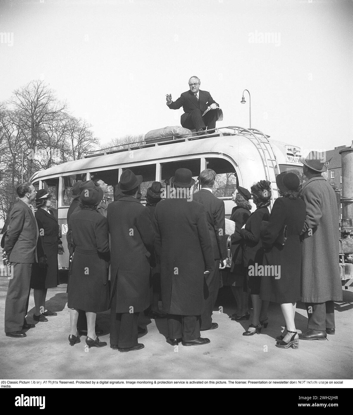 1940s vintage bus hi-res stock photography and images - Alamy