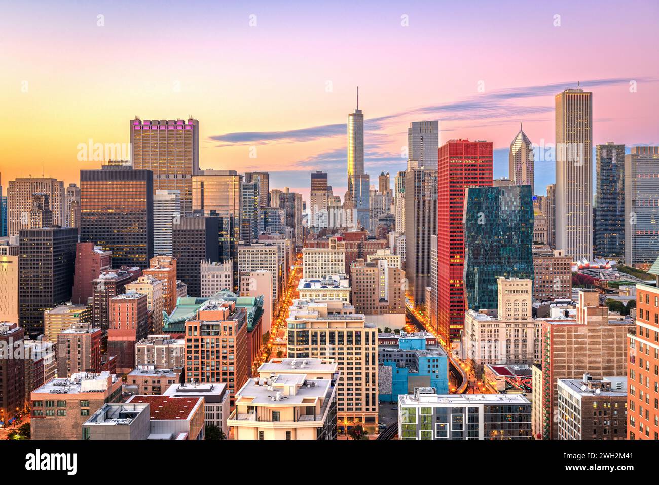 Chicago, Illinois, USA downtown skyline from above at dusk Stock Photo ...