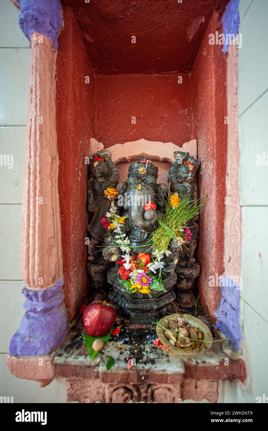 09 20 2006 Vintage Old Statyue of Ganesh at Jagannath Mahadev temple ...