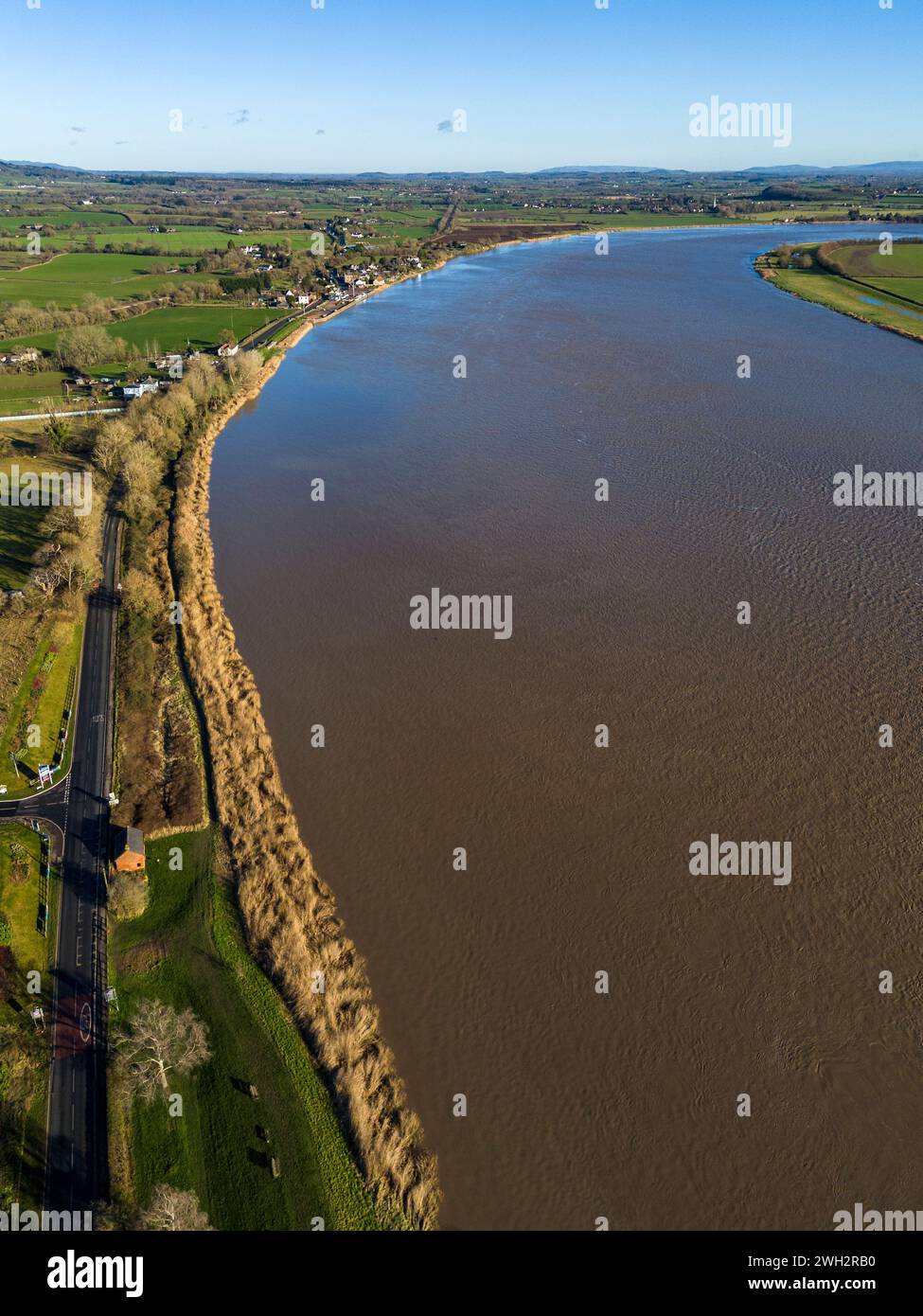 Newnham and the River Severn looking upstream toward Westbury ...