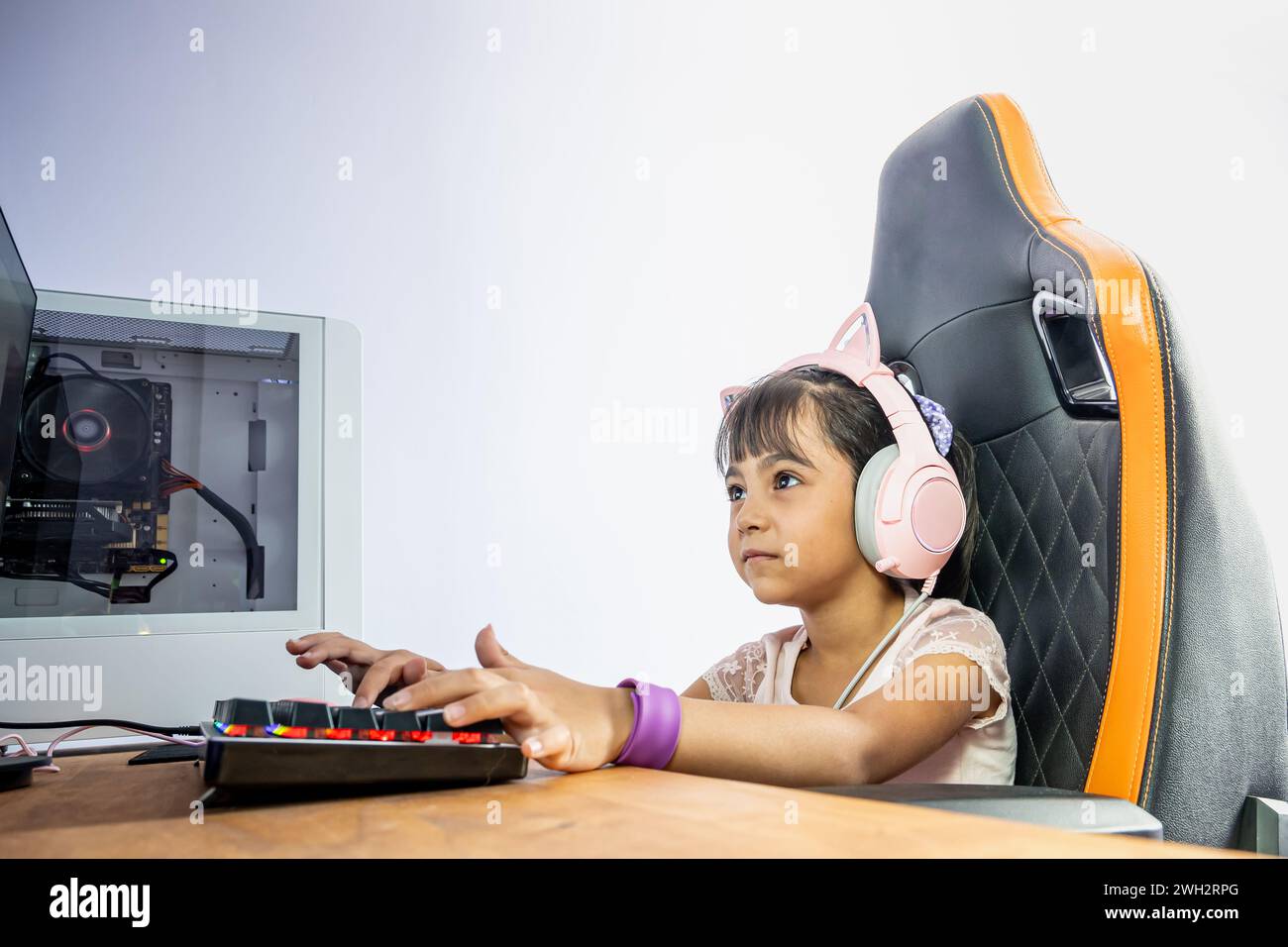 Gaming chair hi-res stock photography and images - Alamy