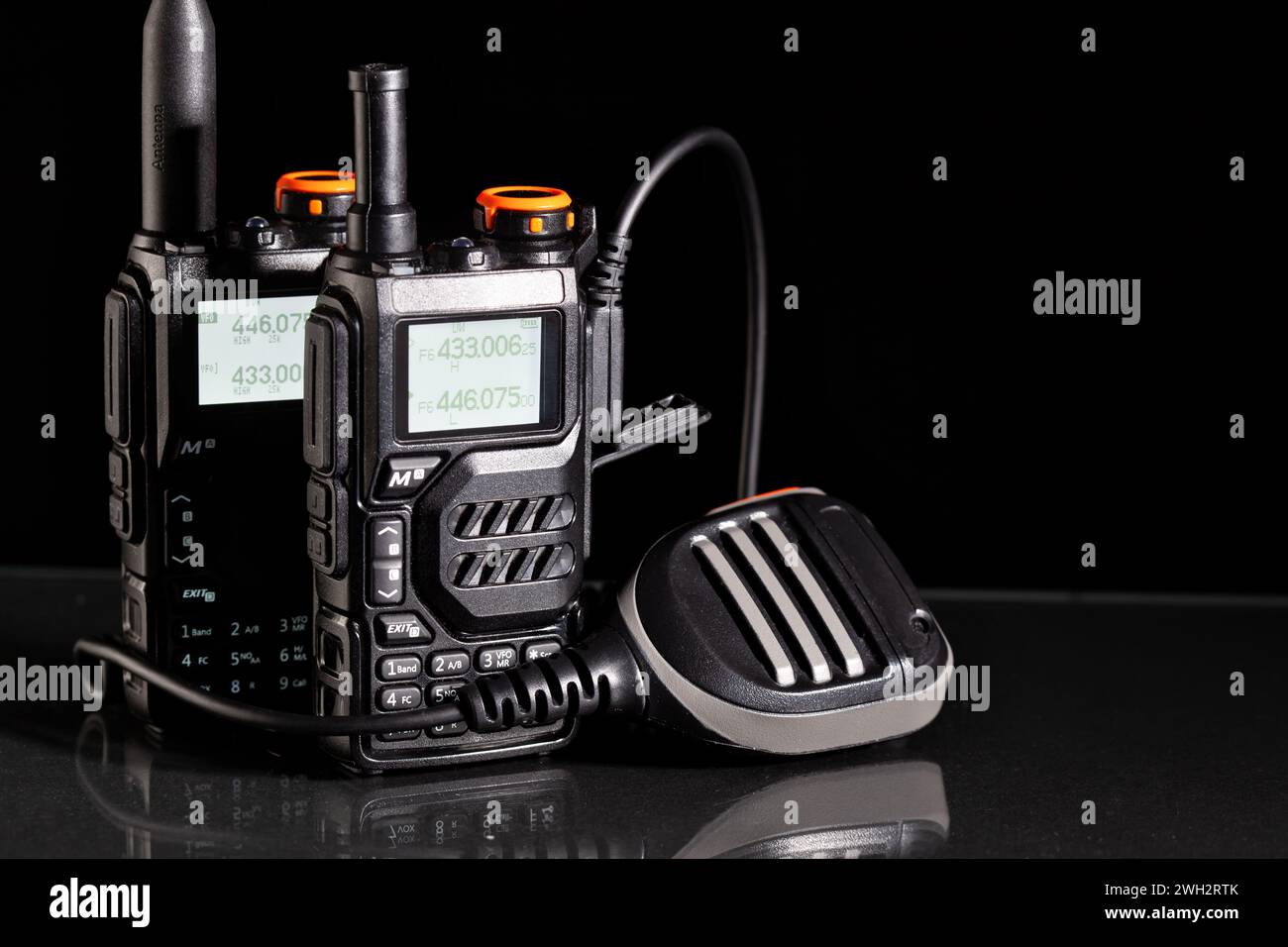 Two way switch hi-res stock photography and images - Alamy