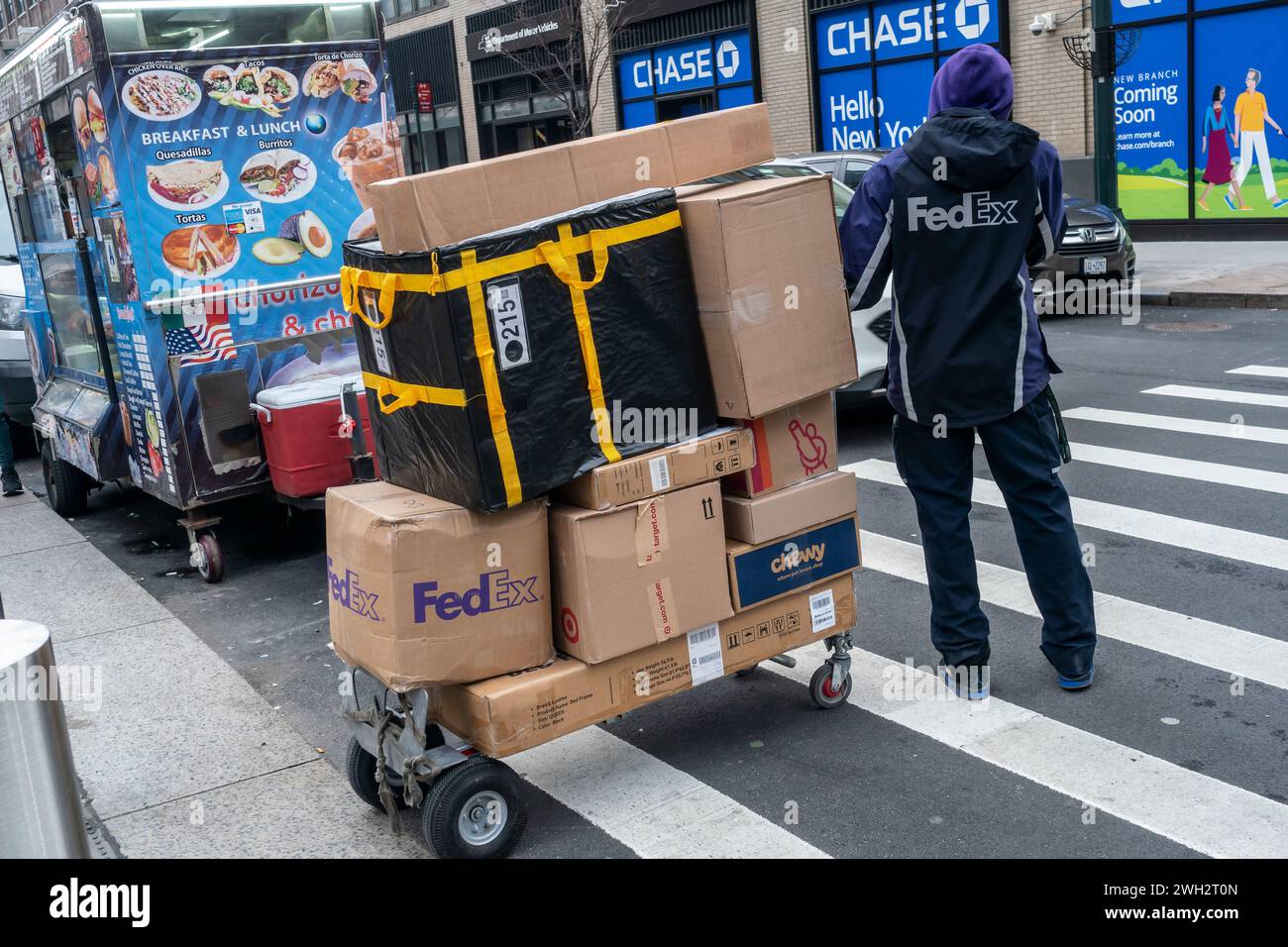 Fedex 2024 hi-res stock photography and images - Alamy