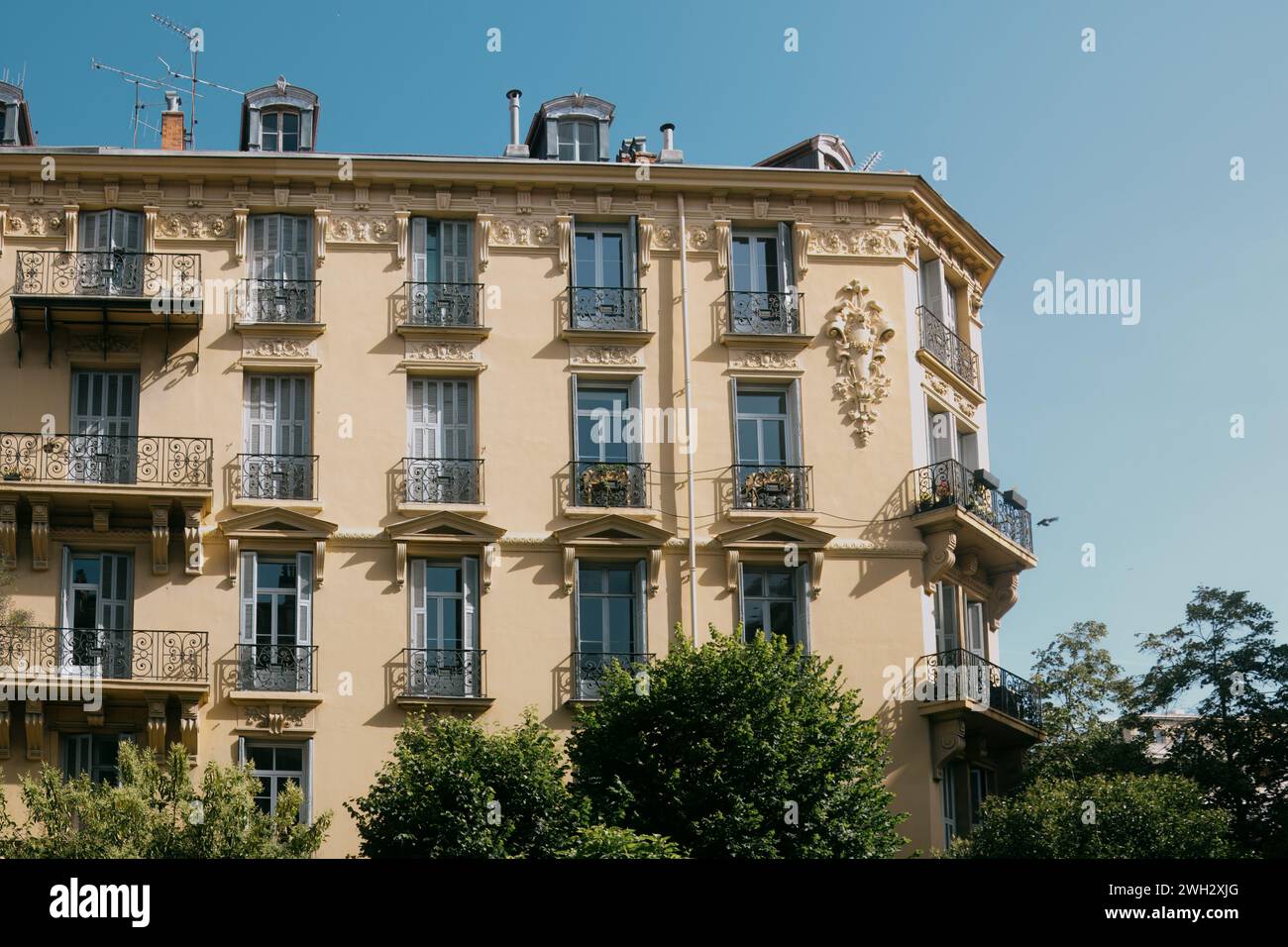 Charming balconies hi-res stock photography and images - Alamy