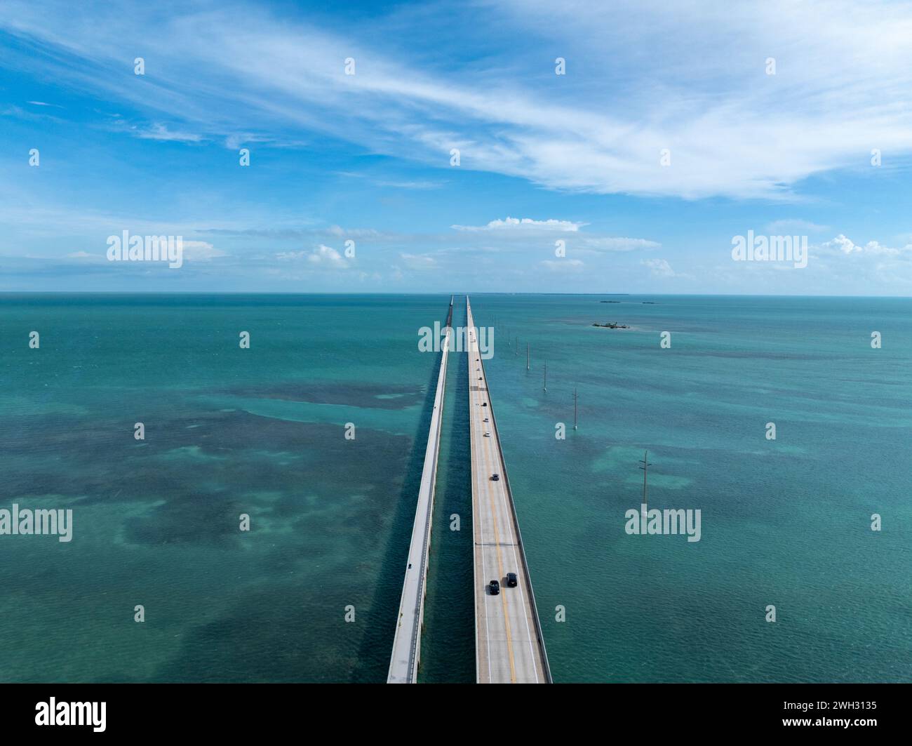 Aerial view along the Seven Mile Bridge of US1 to the Florida Keys ...