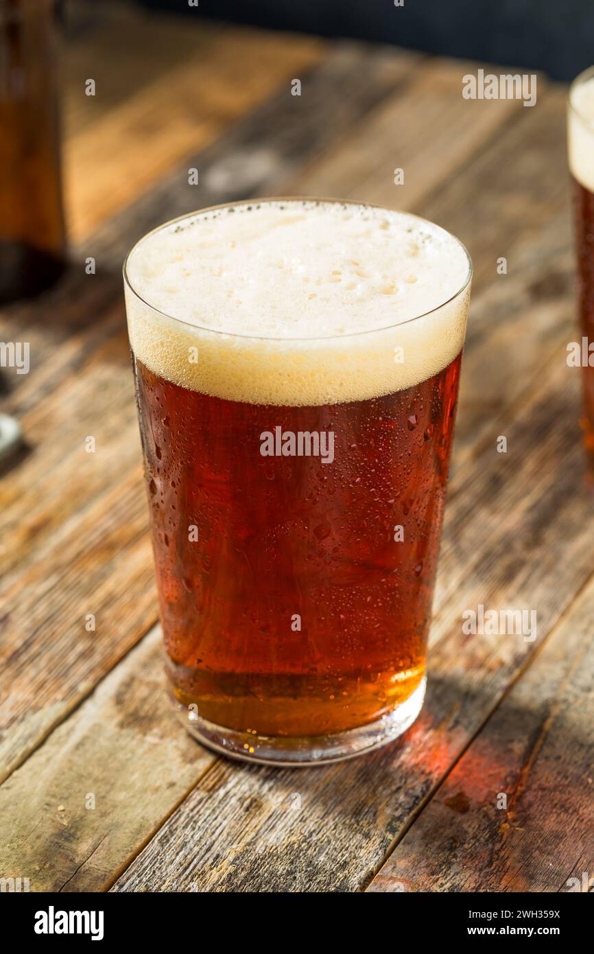 Dark amber bottle hi-res stock photography and images - Alamy