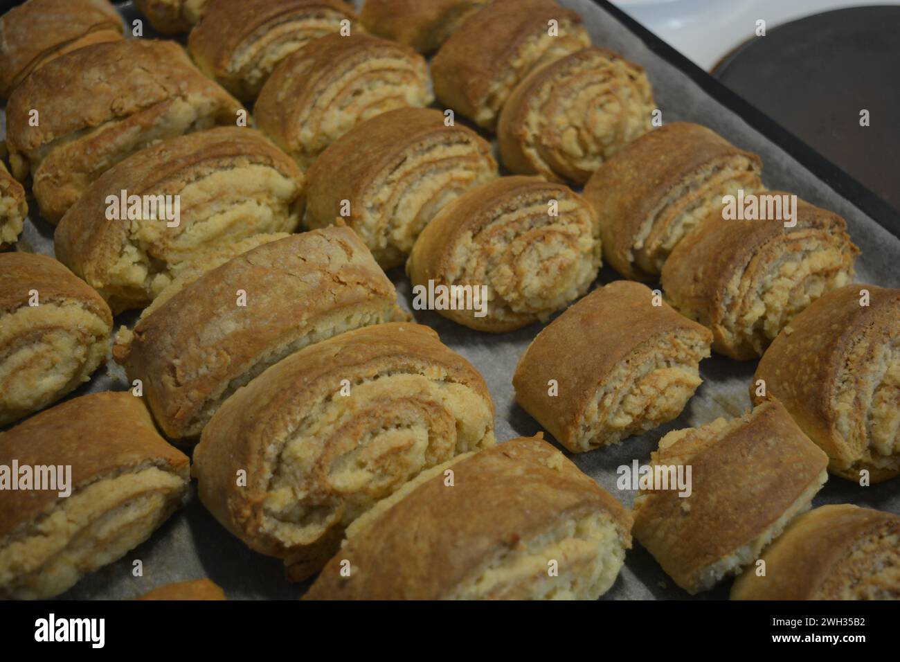 Delicious, homemade cakes, homemade cakes, shortbread rolls made with ...