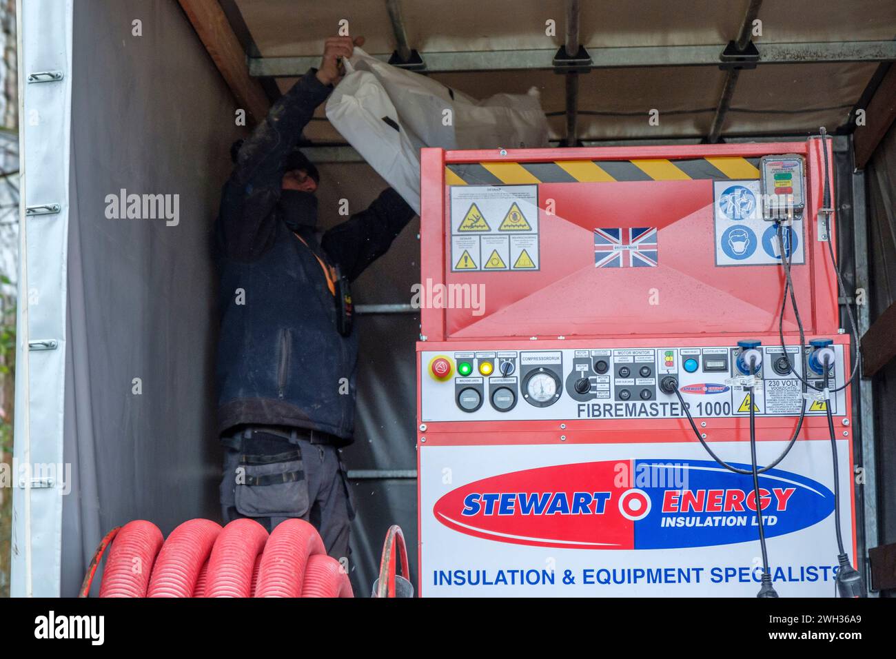 Cellulose insulation hi-res stock photography and images - Alamy