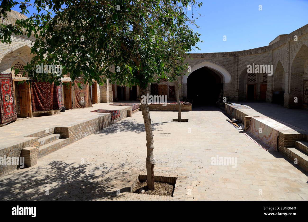 The Toqi Zargaron Bazar in Bukhara, Uzbekistan Stock Photo - Alamy