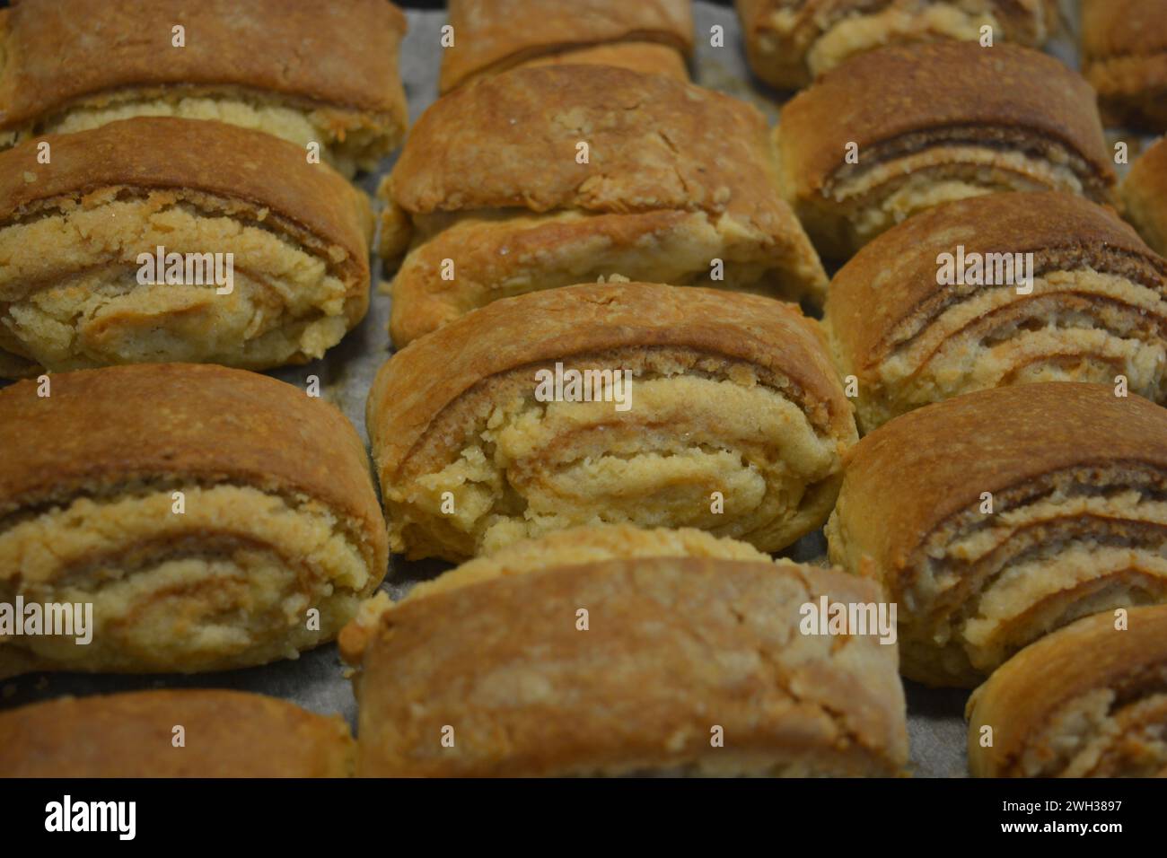 Delicious, homemade cakes, homemade cakes, shortbread rolls made with ...