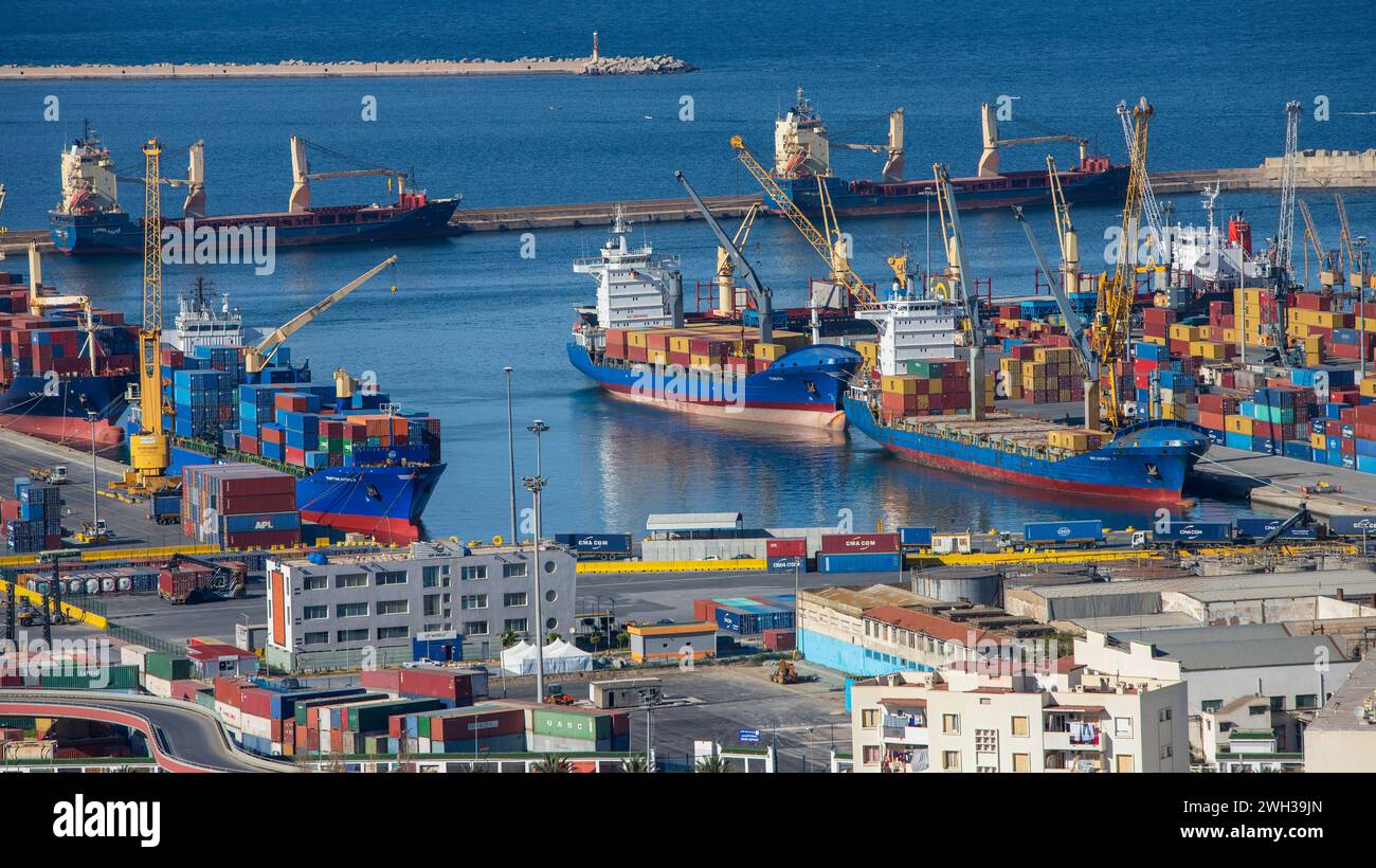 Port of algiers hi-res stock photography and images - Alamy
