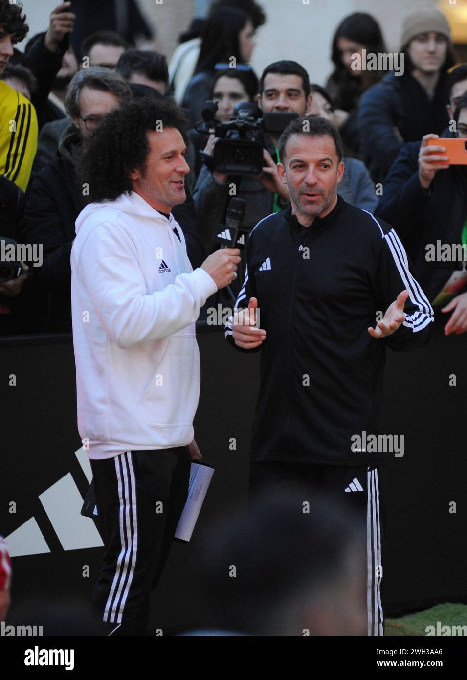 Scarpe predator hi-res stock photography and images - Alamy