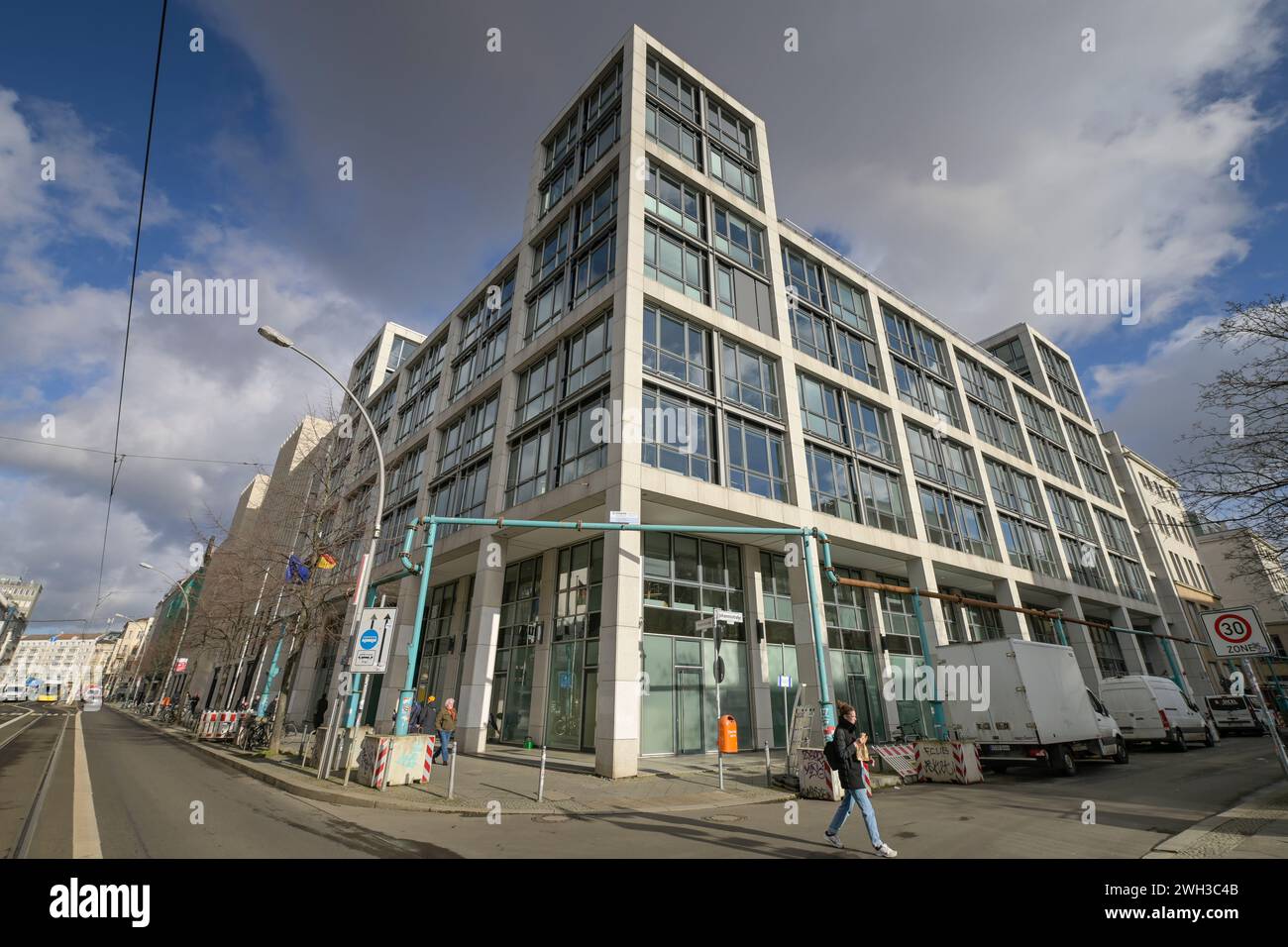 Gesundheitsministerium hi-res stock photography and images - Alamy