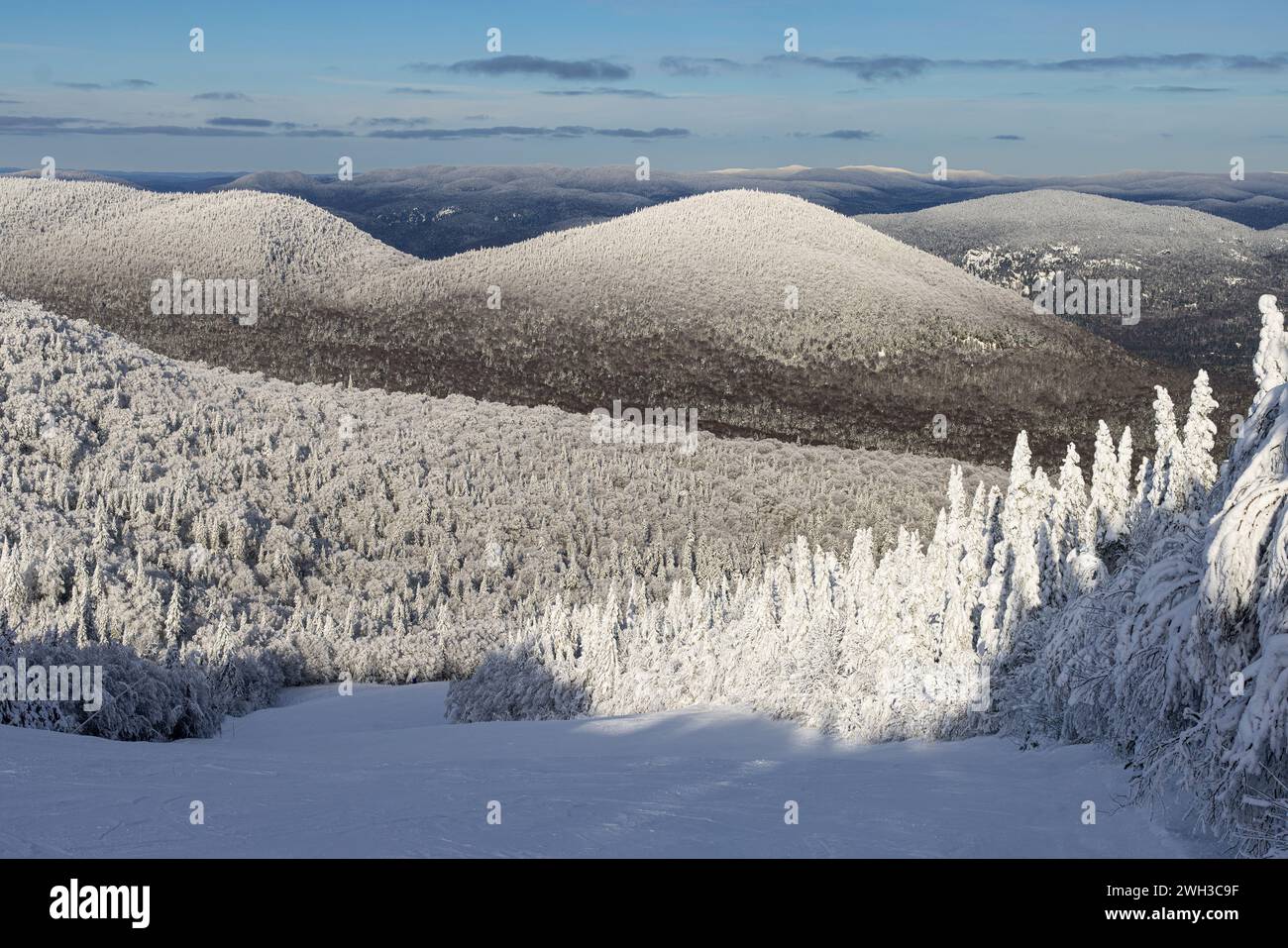 Mont Tremblant Majestic Winter Panorama: Snow-Blanketed Mountains ...