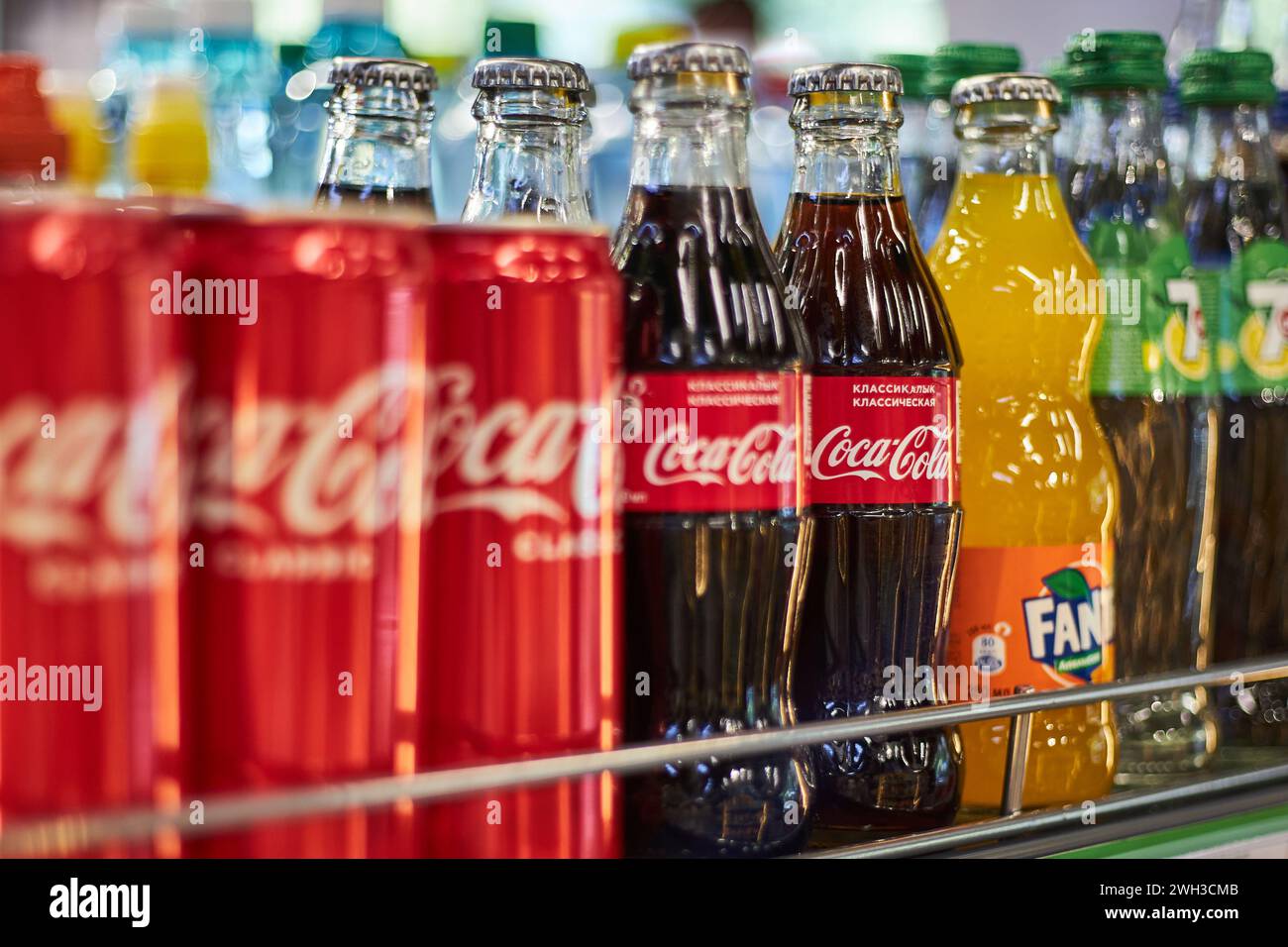 Soda Bottle Sizes Coca Cola® Move Zero Sugar Soda Bottle, 20 Fl Oz